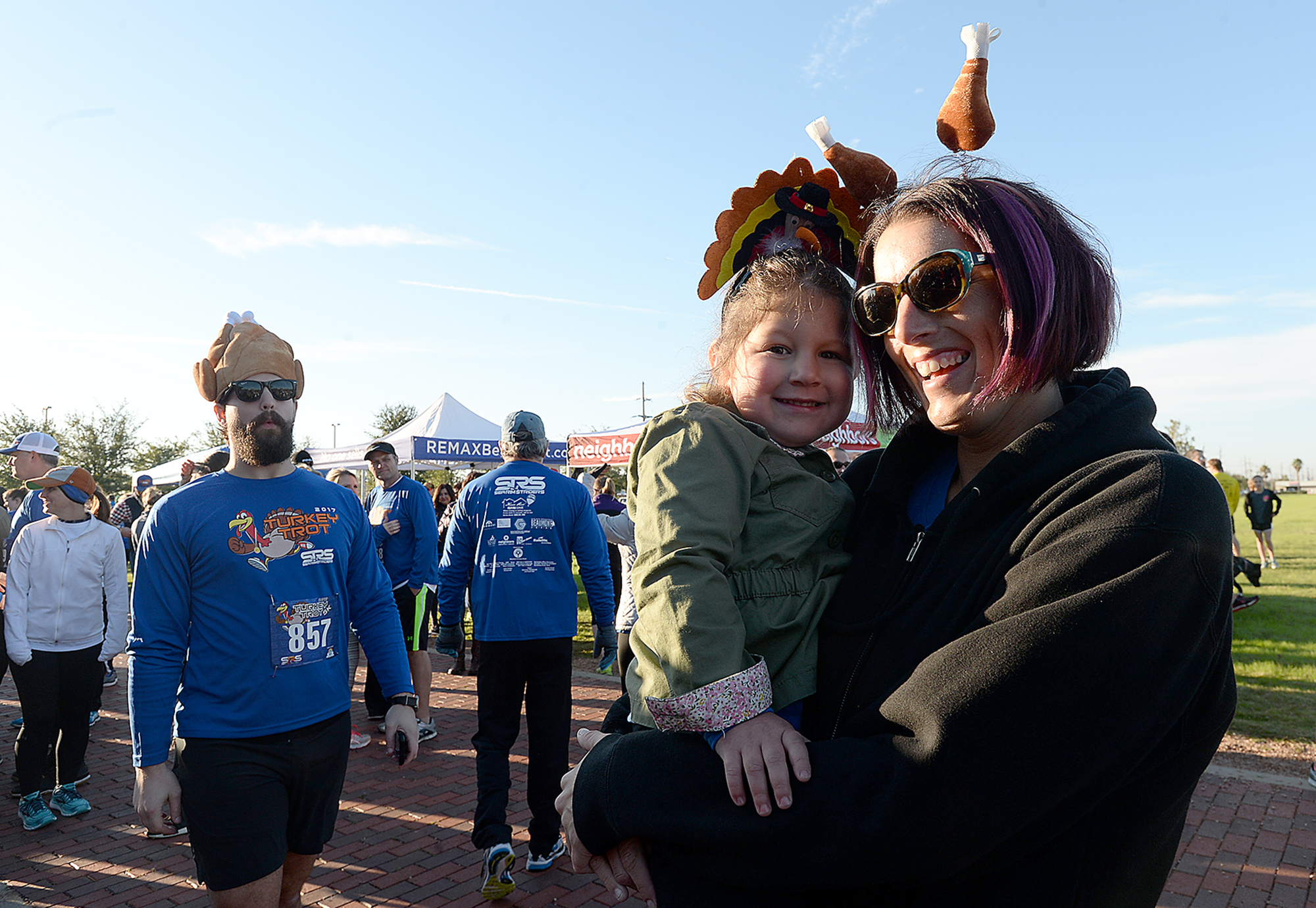 Turkey Trot runners join in holiday tradition