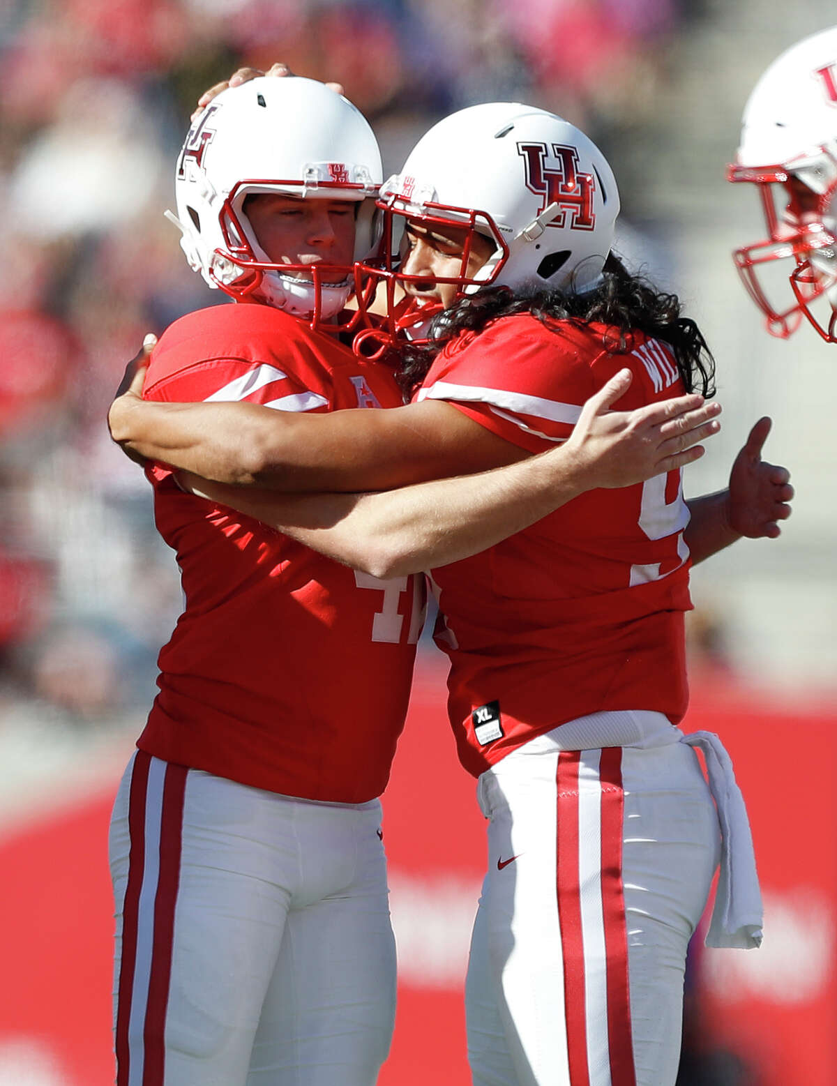 UH ends regular season with 24-14 win over Navy