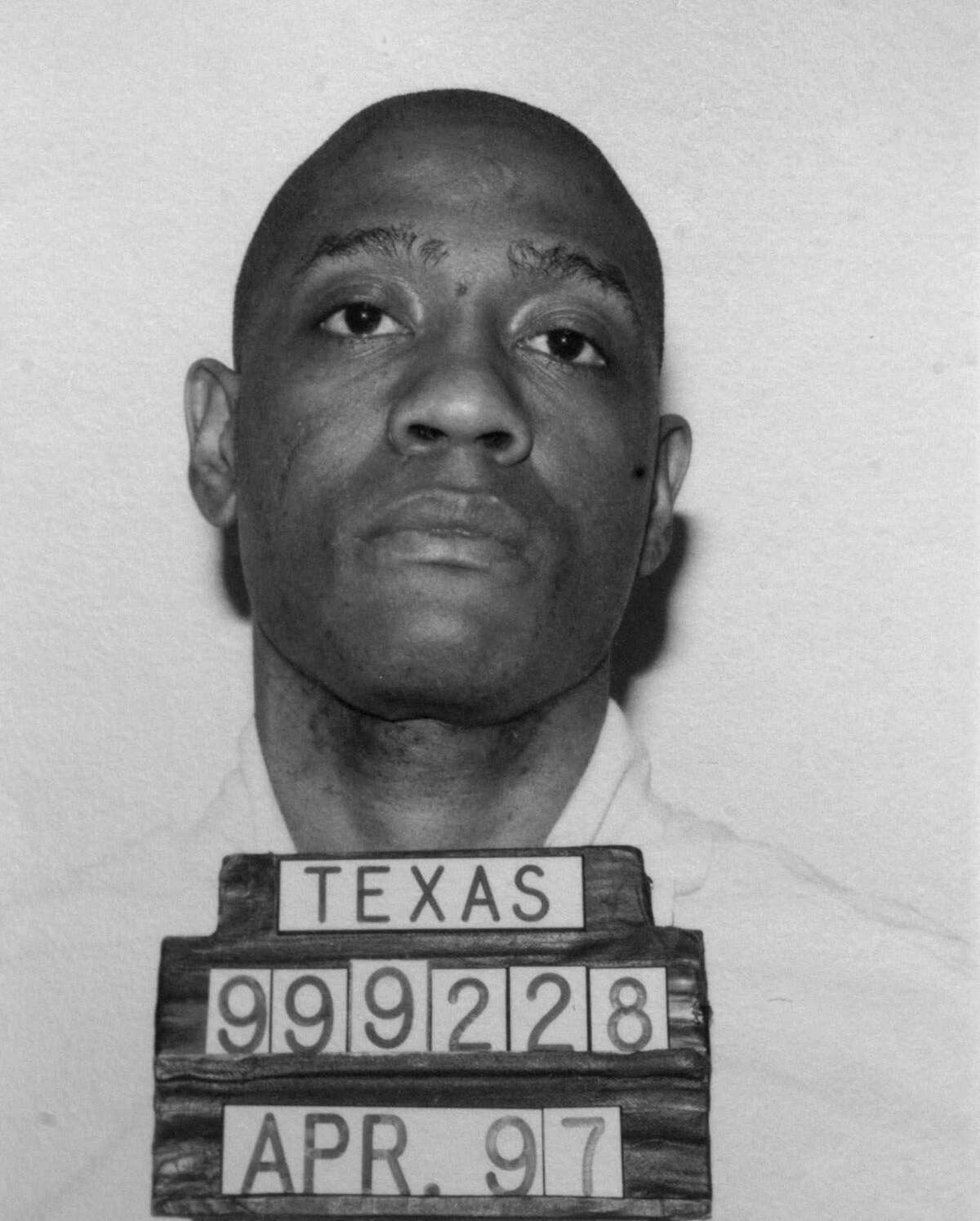Long-ago Thanksgiving prison break has lasting impact on death row
