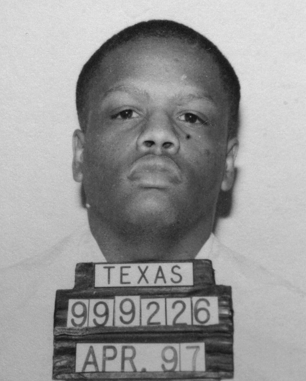 Long-ago Thanksgiving prison break has lasting impact on death row