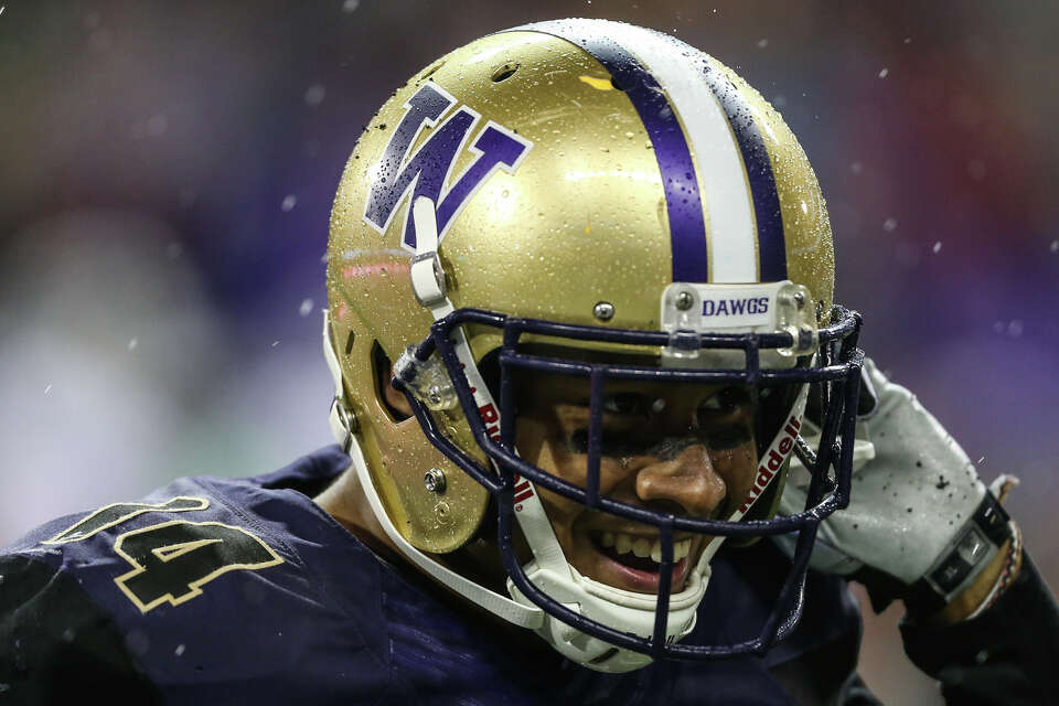 Salary: What are former Huskies earning as rookies in the NFL?