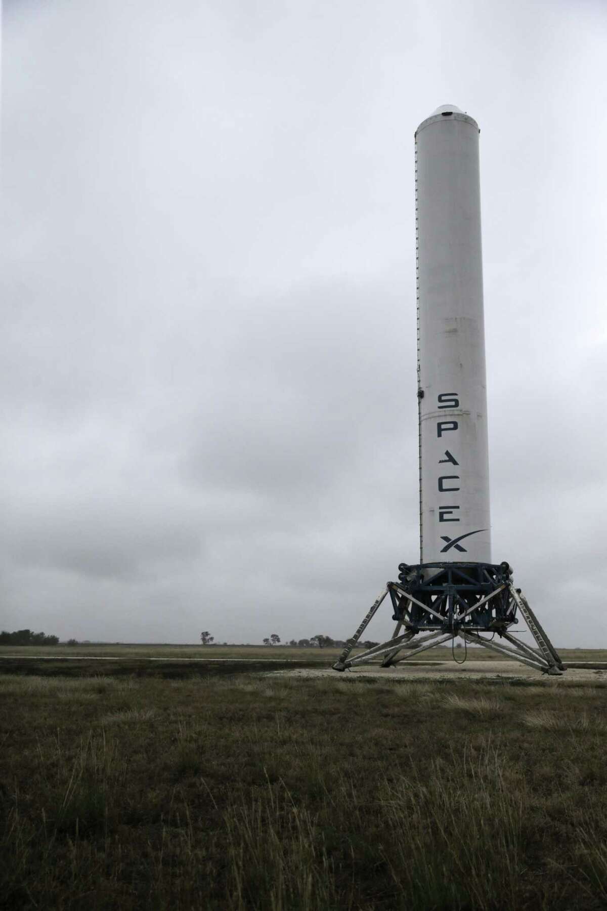 SpaceX engineers put rocket engines through their paces