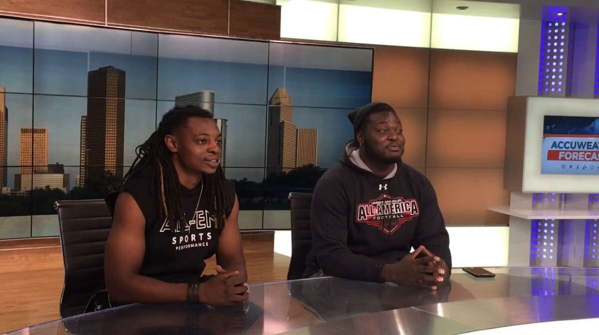 Last Chance U's Ronald Ollie training in Houston with Justin Allen