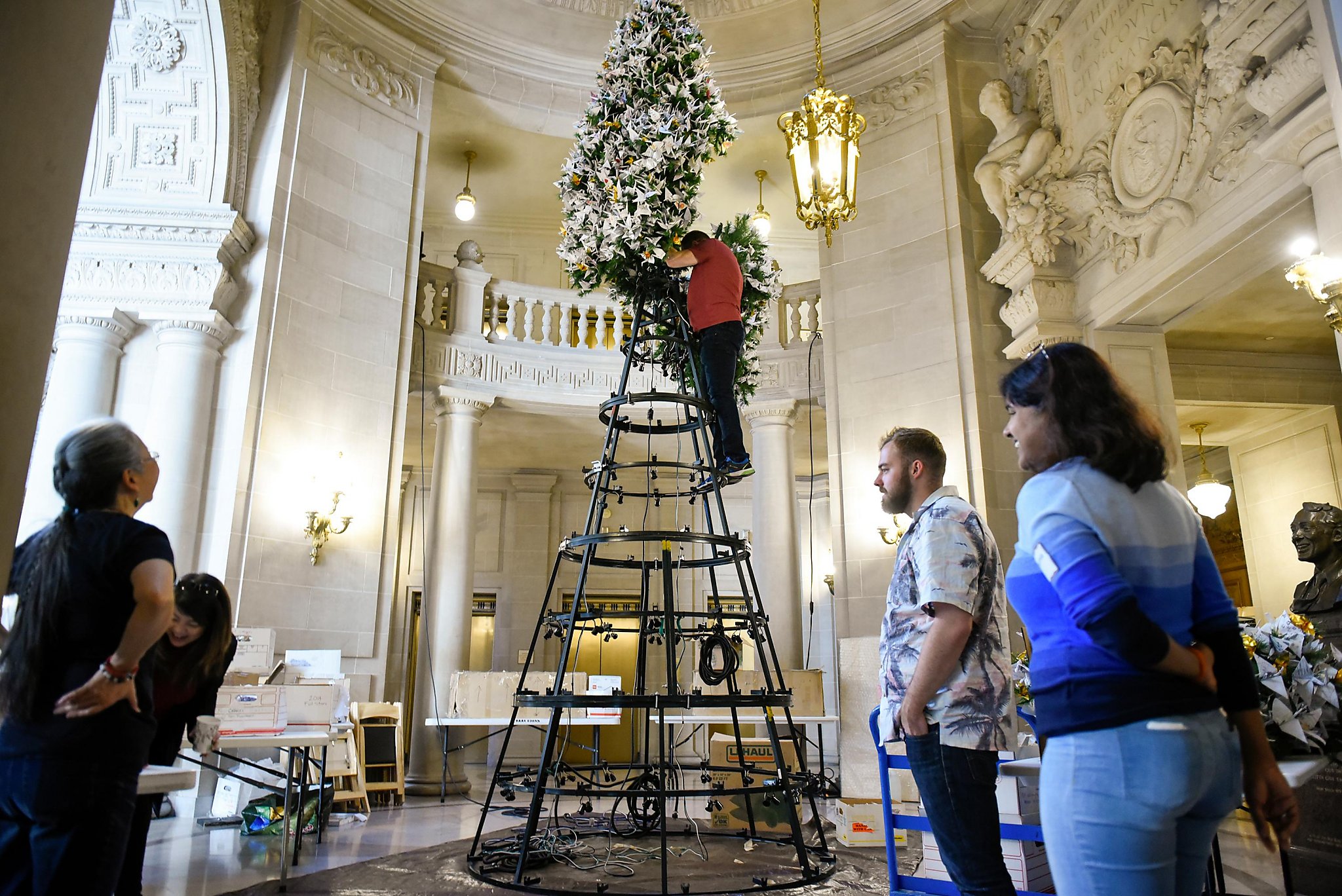 Wishers hang their hopes on SF City Hall’s holiday tree