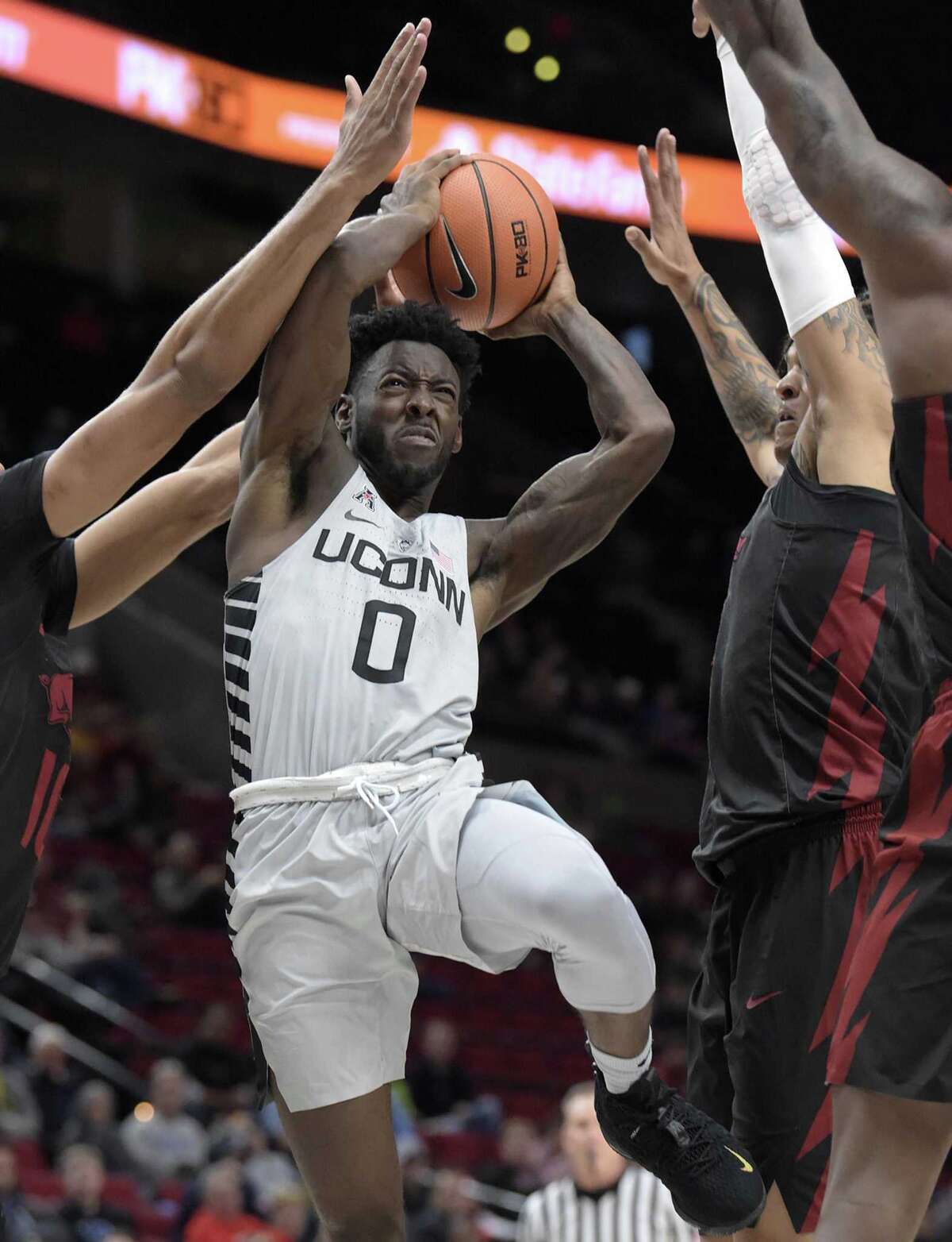 Back to the drawing board for UConn men’s basketball team