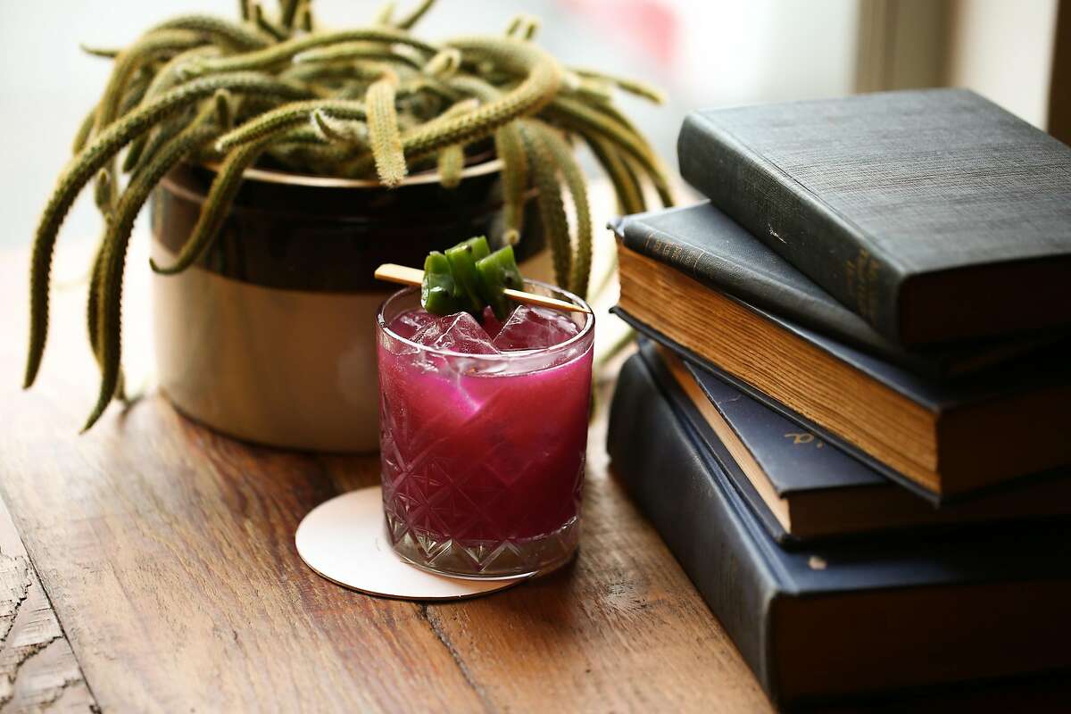 The Snug opens, bringing a new cocktail bar to Pacific Heights