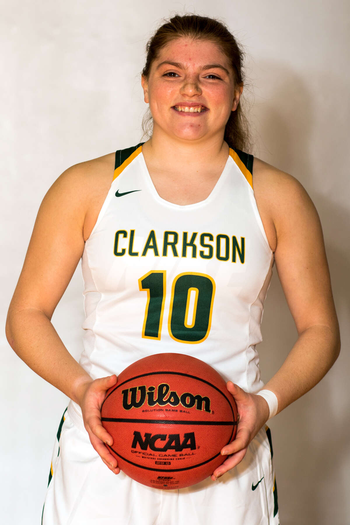 Basketball standouts in town for games vs. Skidmore, RPI