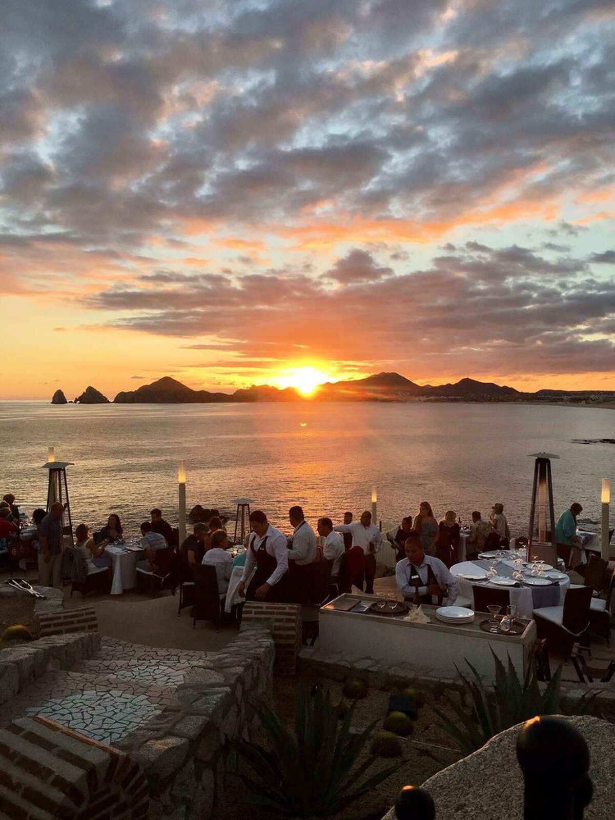 Restaurants with the best views in the world, including a few you can ...