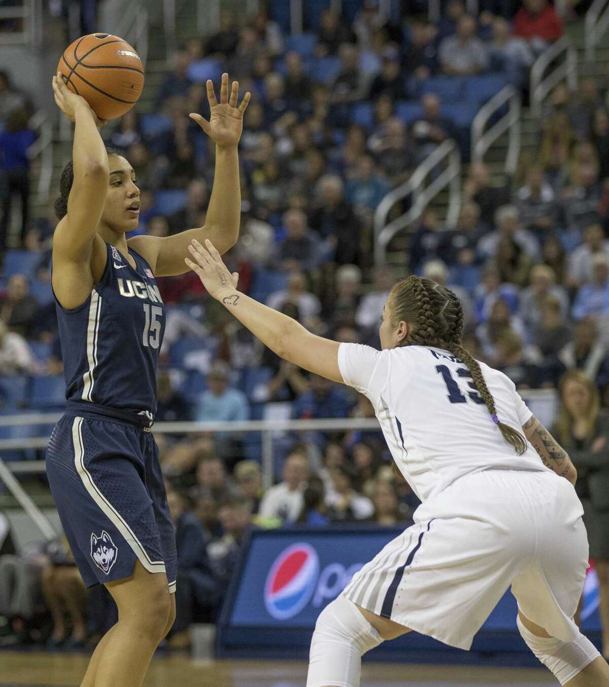 6 UConn players named to watch list for Naismith Trophy