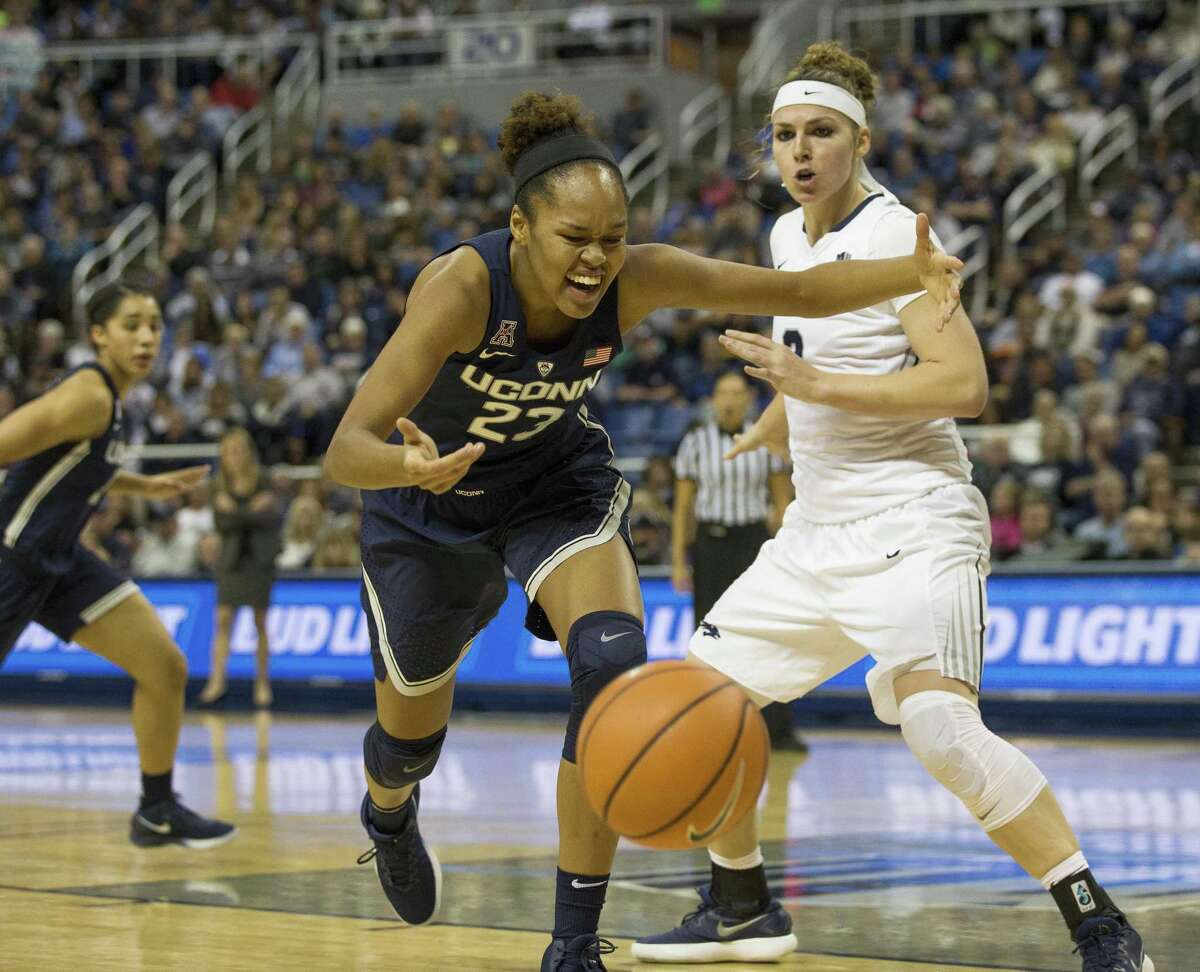 6 UConn players named to watch list for Naismith Trophy