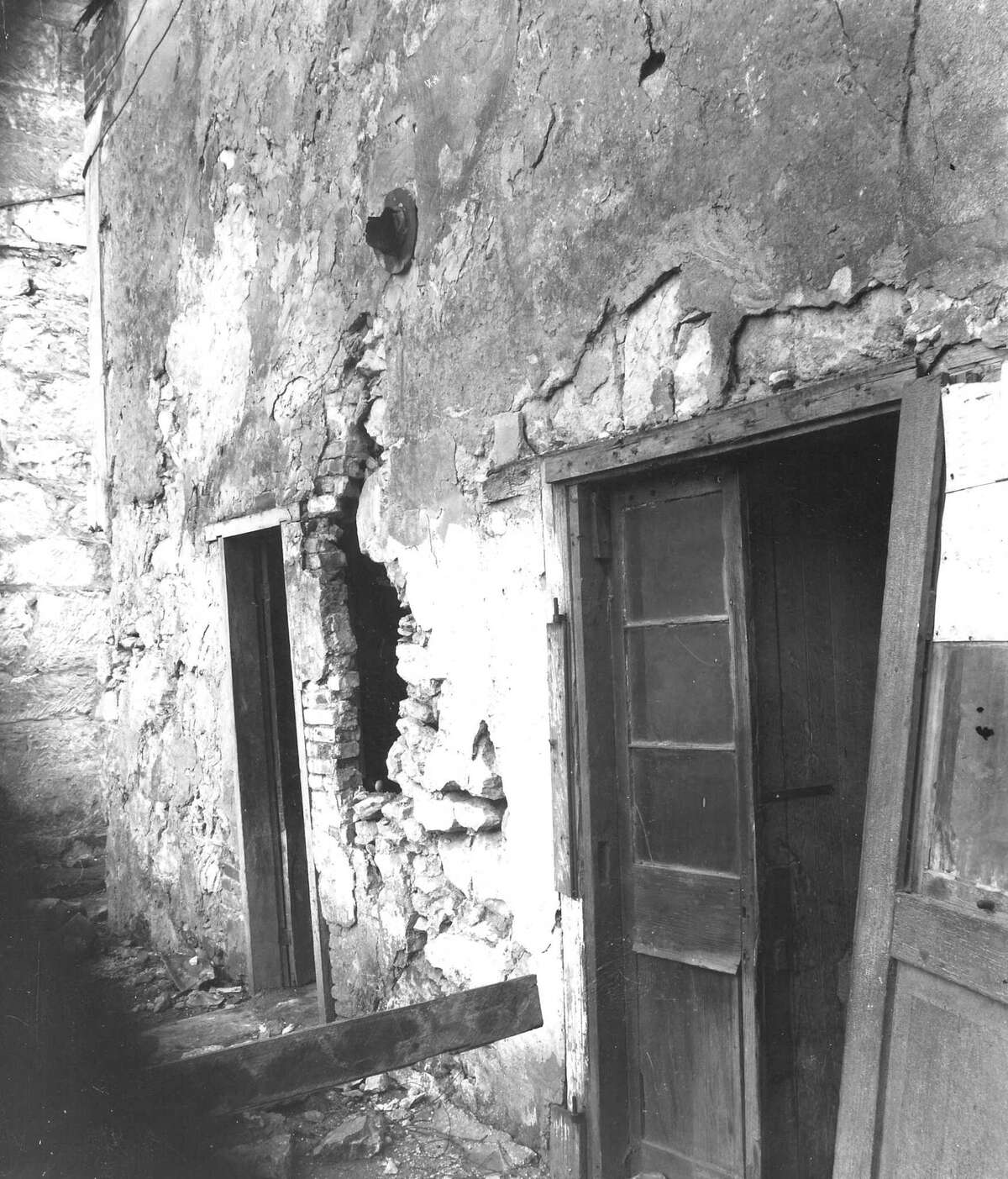 Ernst Raba took and preserved memorable photos of S.A.