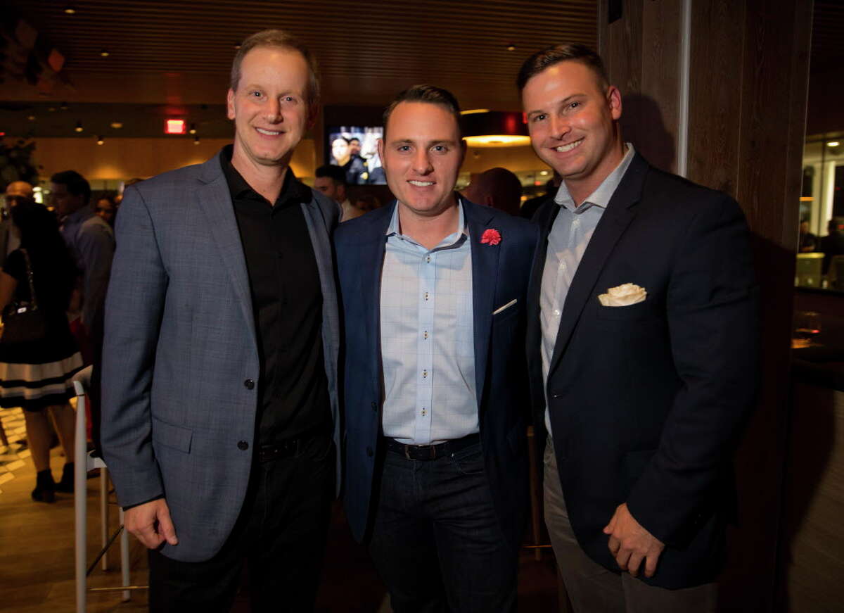 Photos: Houstonians welcome second-ever Moxie's location in America ...