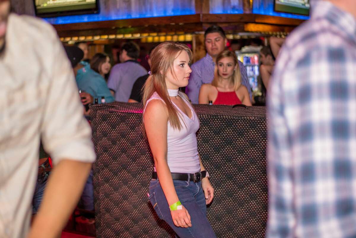 Photos: Daisy Dukes contest, two-stepping heat up San Antonio's Wild West