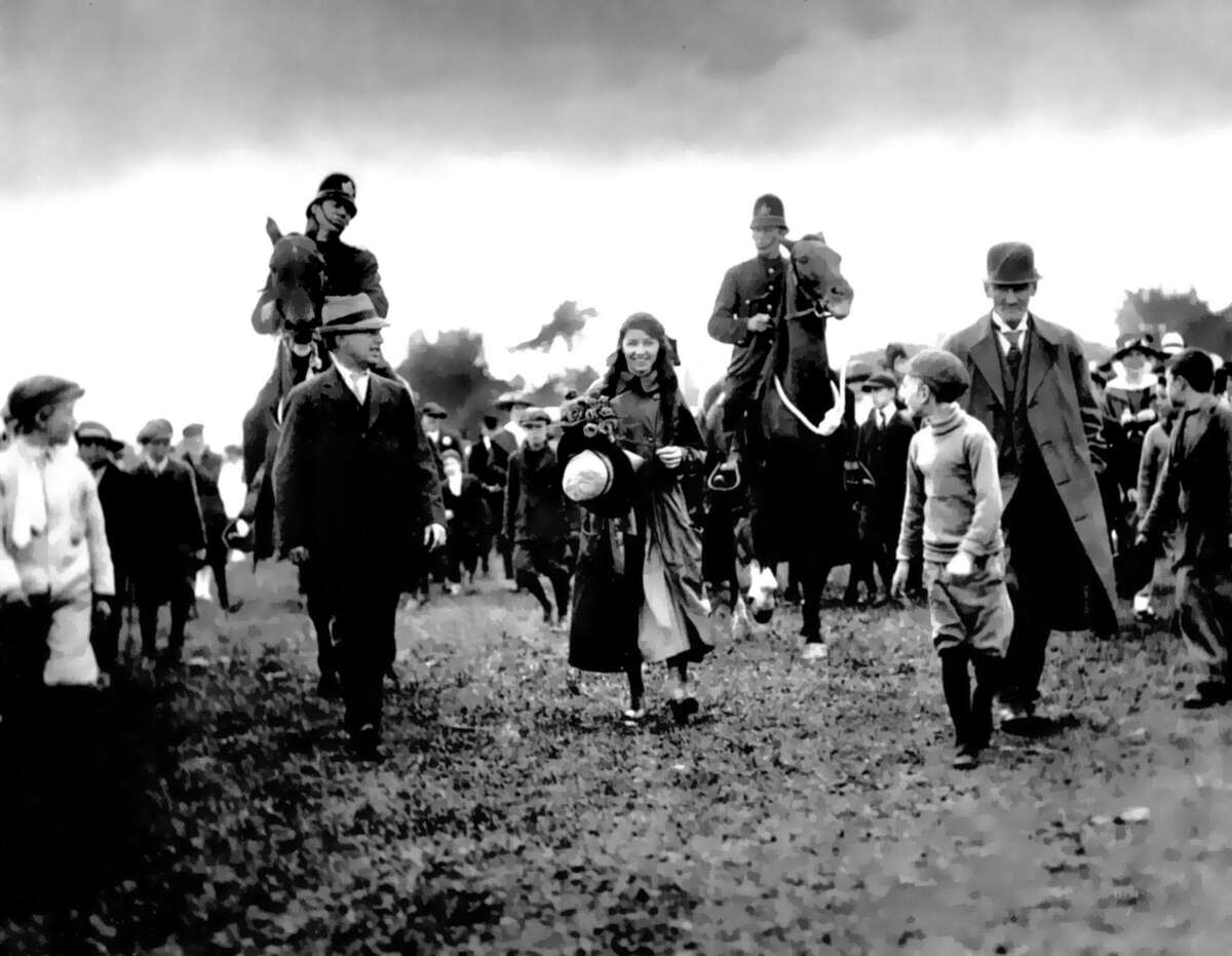 Katherine Stinson one of the greatest female aviators in history