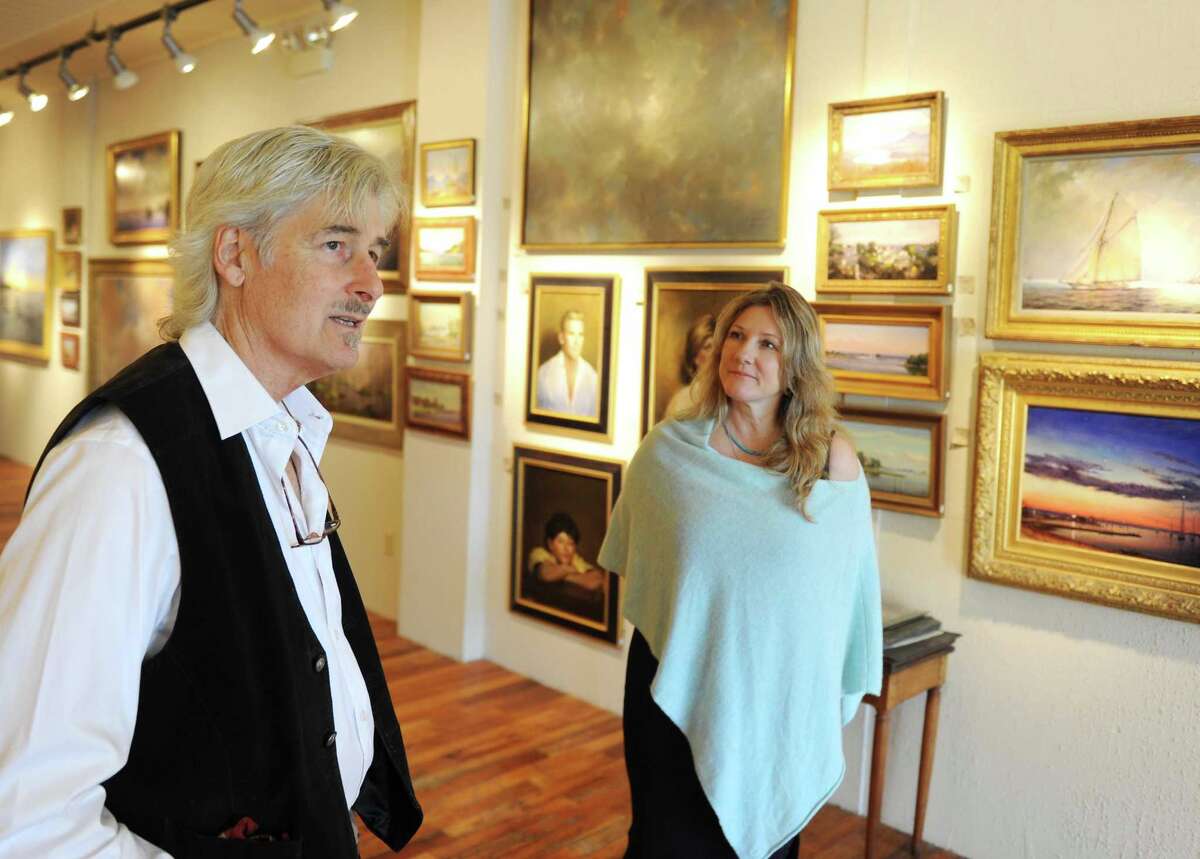 Local artist opens Greenwich Avenue gallery
