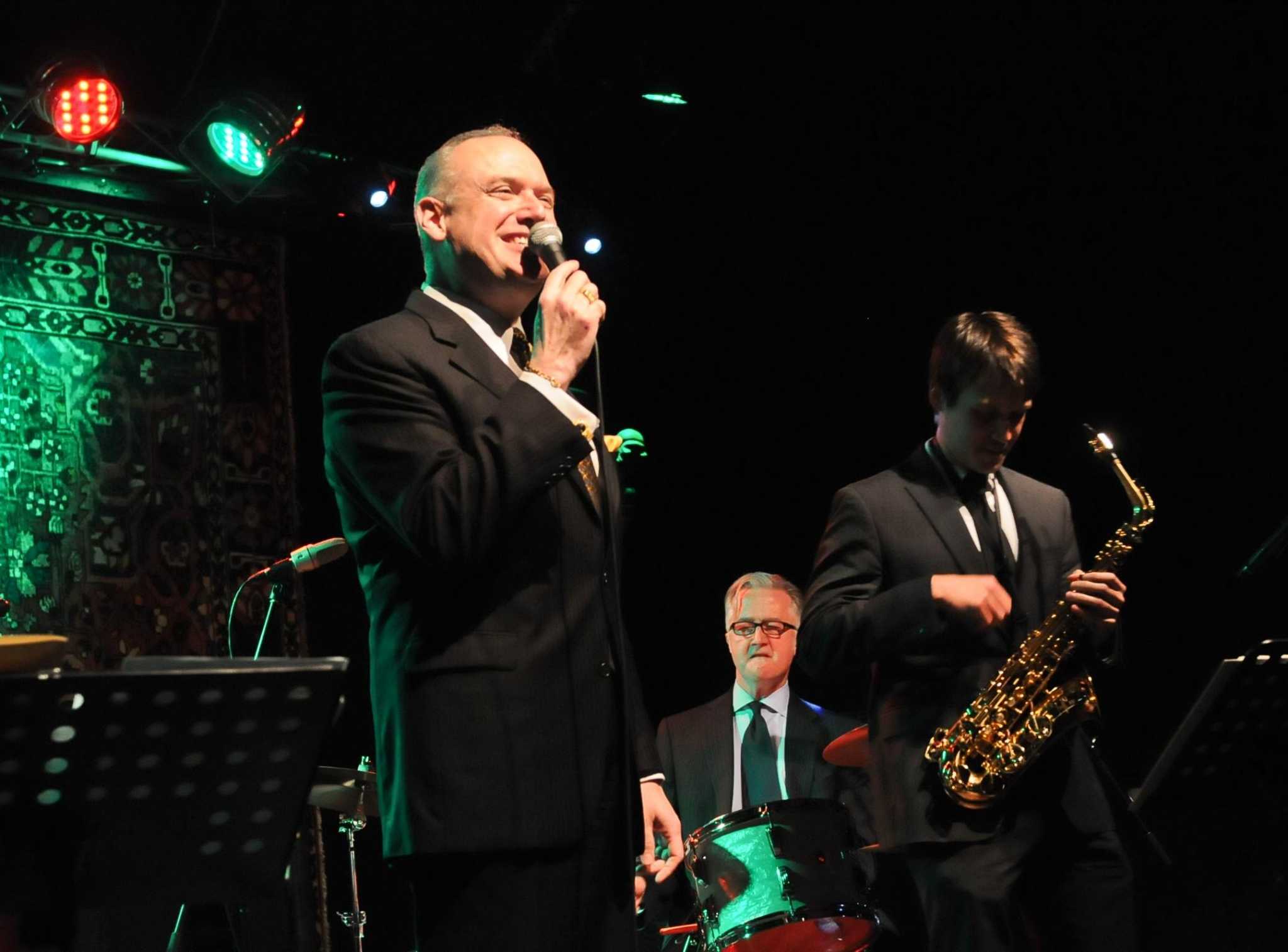 Jazz crooner Ken Slavin works hard for his audience