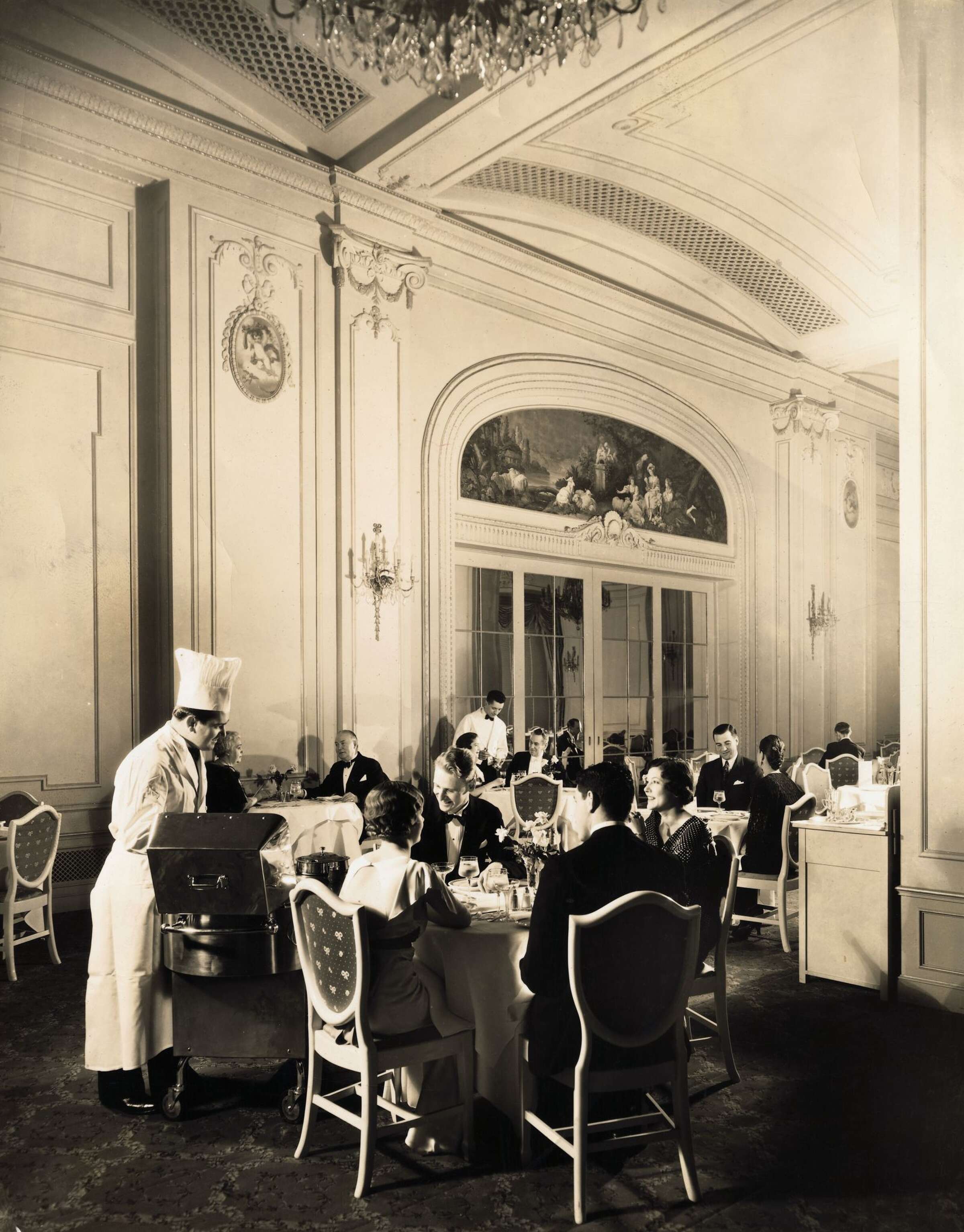 Electric broiled steaks and 20-cent waffles: A peek inside midcentury ...