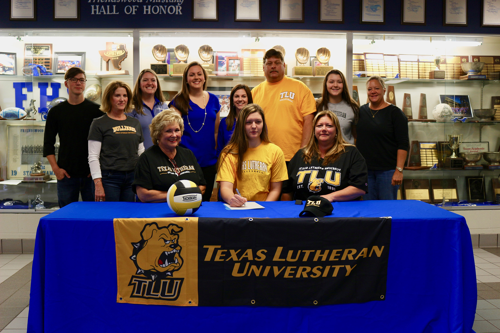 Weisinger signs with Texas Lutheran