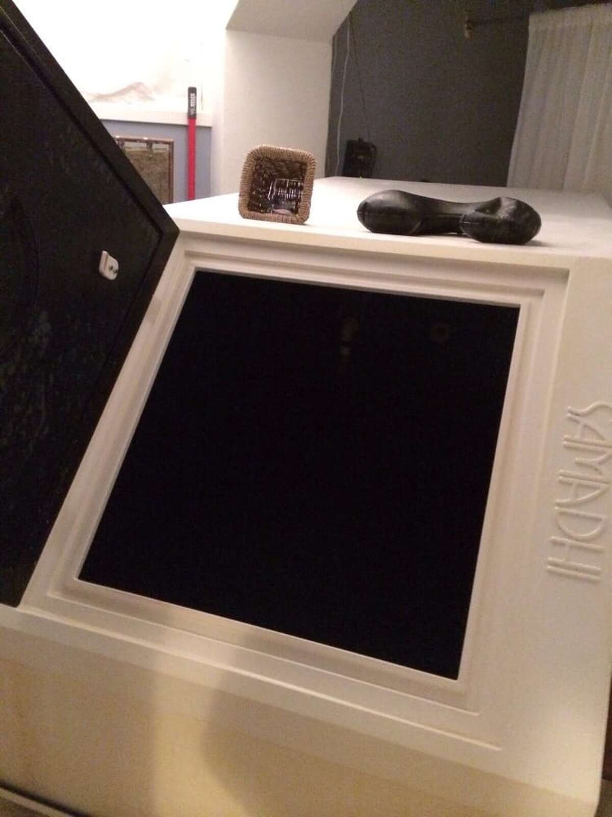 I got naked in a sensory deprivation tank in San Francisco's Marina ...