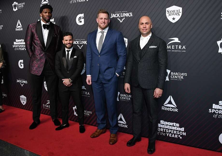 See These Amazing Photos Of 5 foot 6 Jose Altuve Next To 7 foot Tall