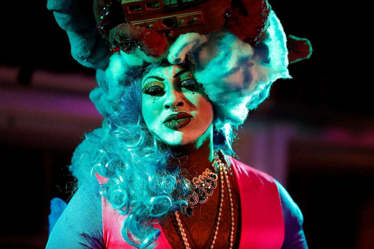 The Regulars: Burlesque performer aims to bust body stereotypes