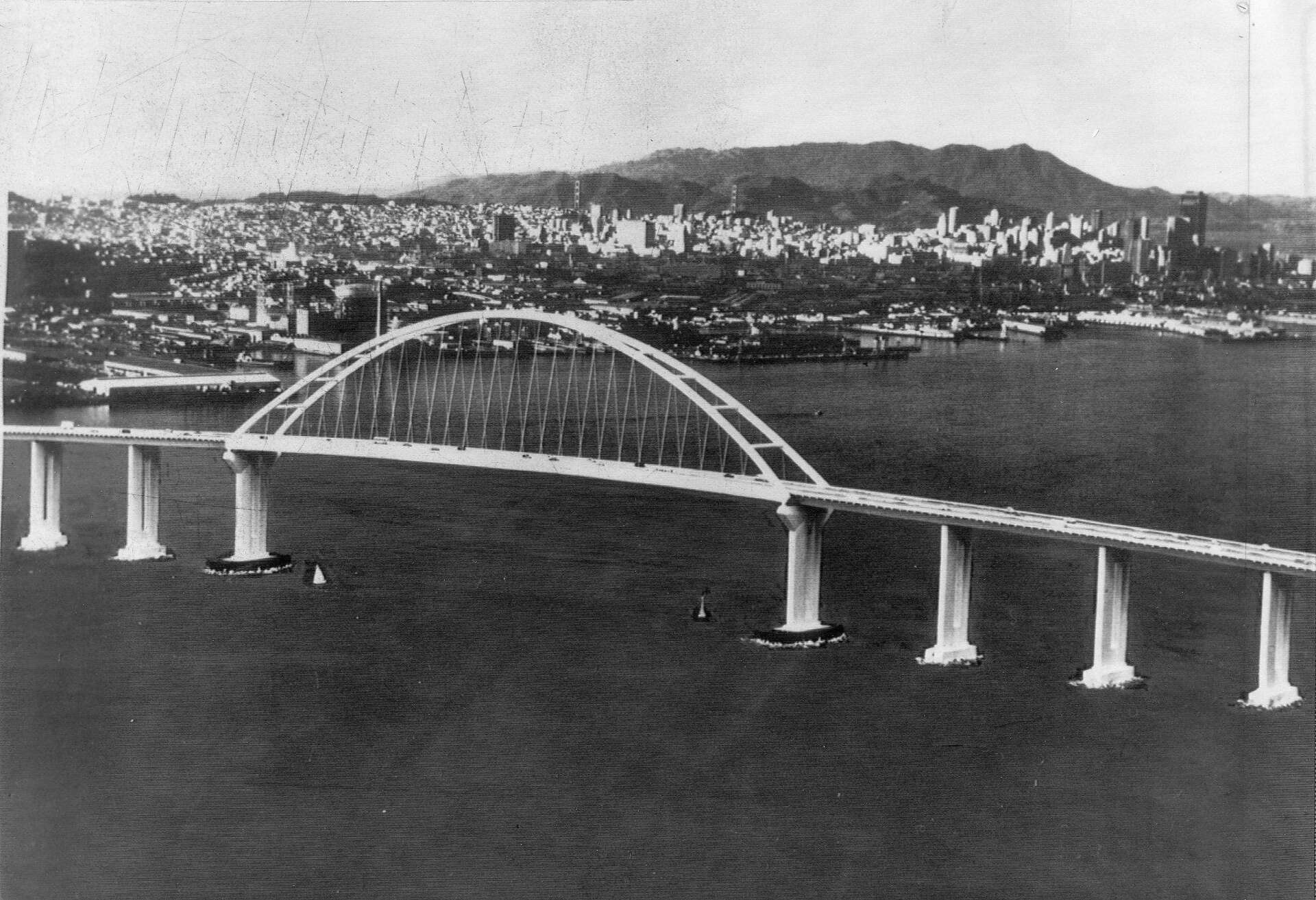 Why no one has approved a second Bay bridge for 70 years