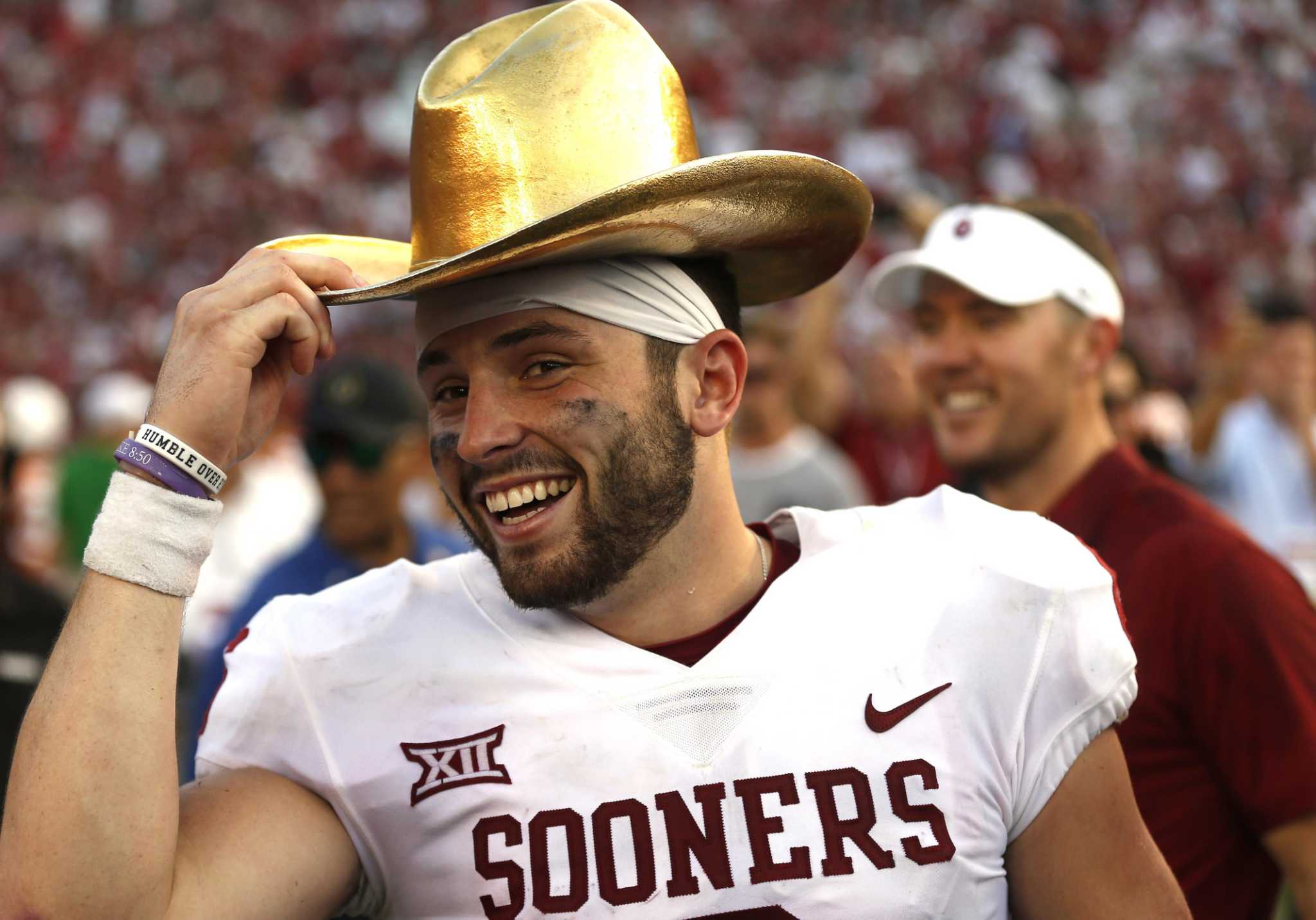 Oklahoma’s Baker Mayfield named Walter Camp national player of the year