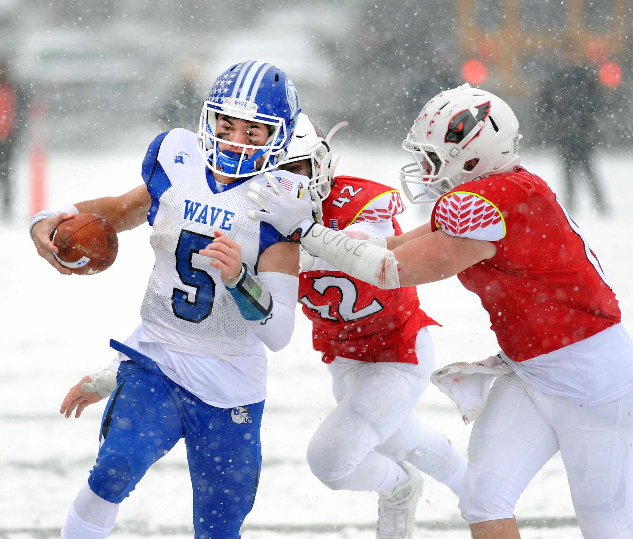 Darien defeats Greenwich for Class LL football title