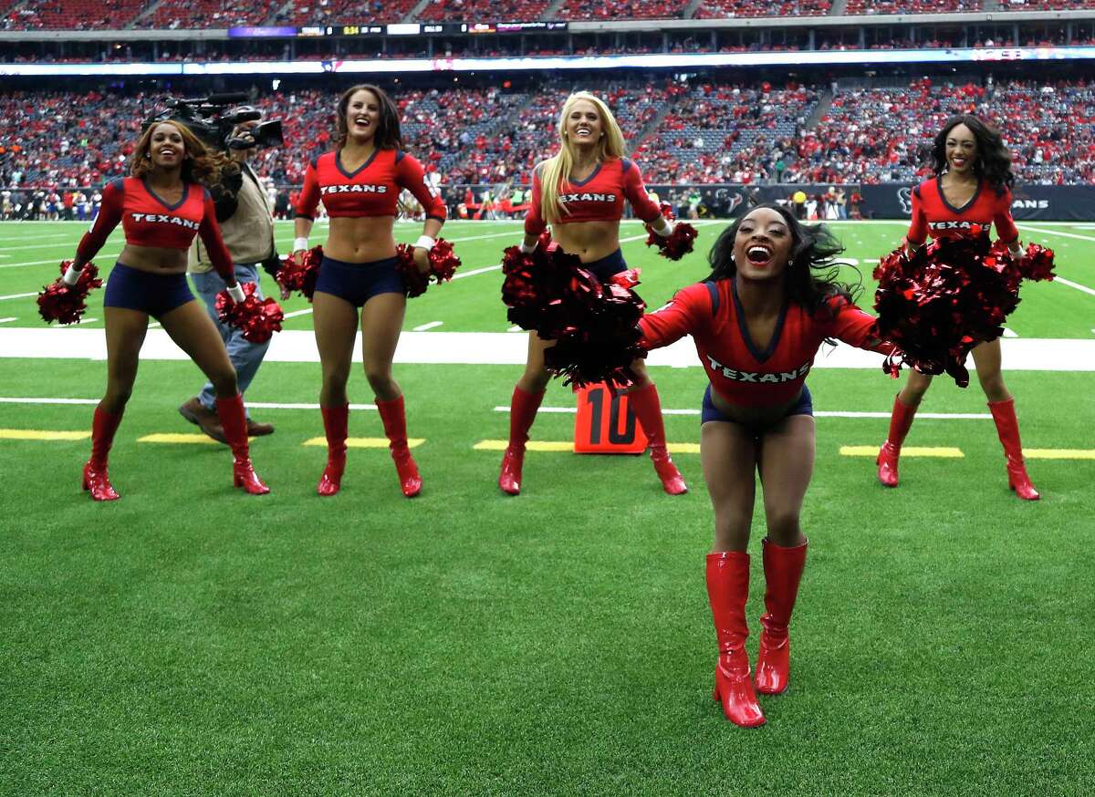 Simone Biles hair-shamed before her amazing Houston Texans cheerleading ...