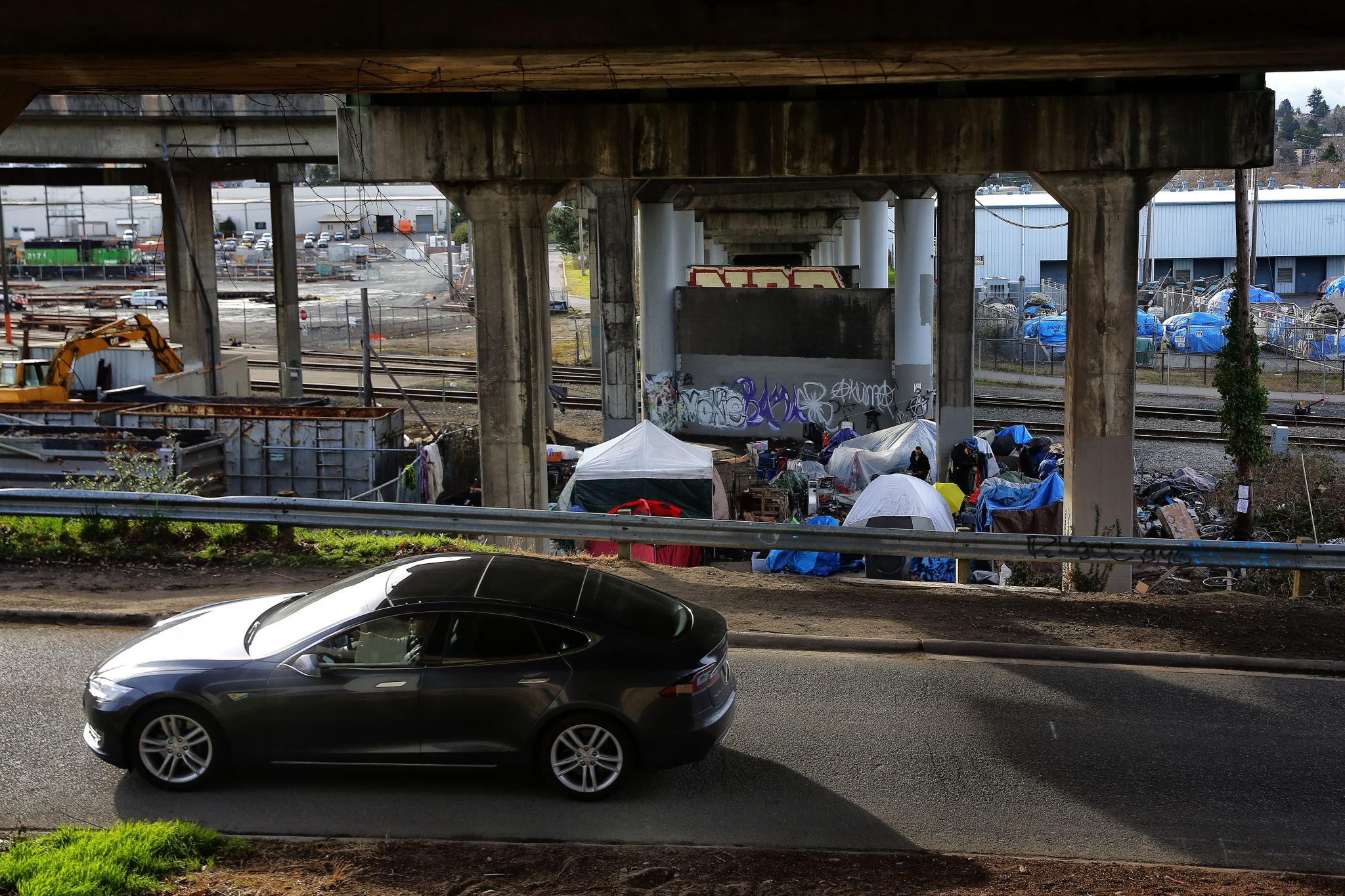 Seattle news outlets partner up to shine a light on homeless crisis