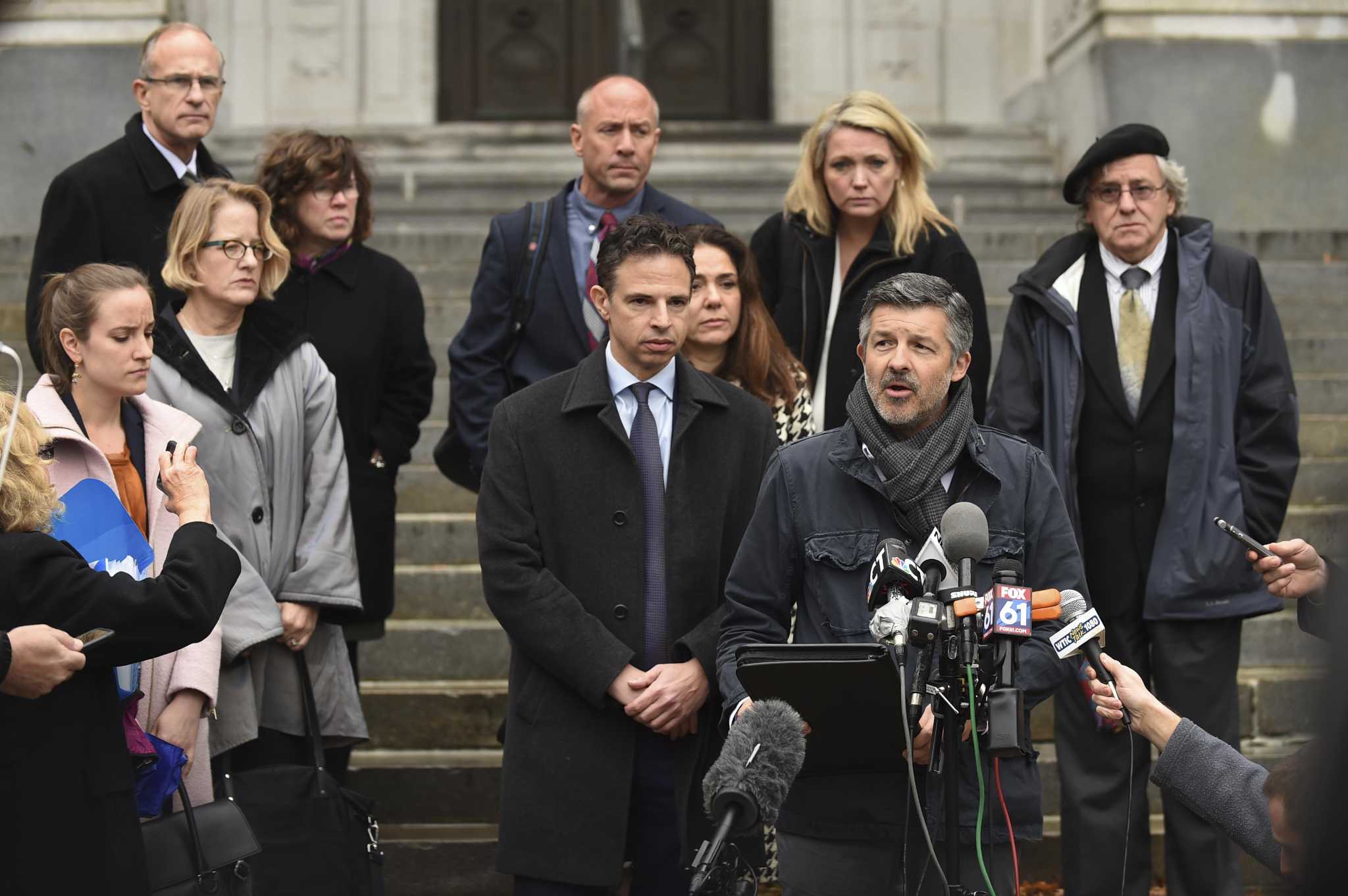 Dan Haar: On a grim anniversary, hopeful signs of middle ground over guns