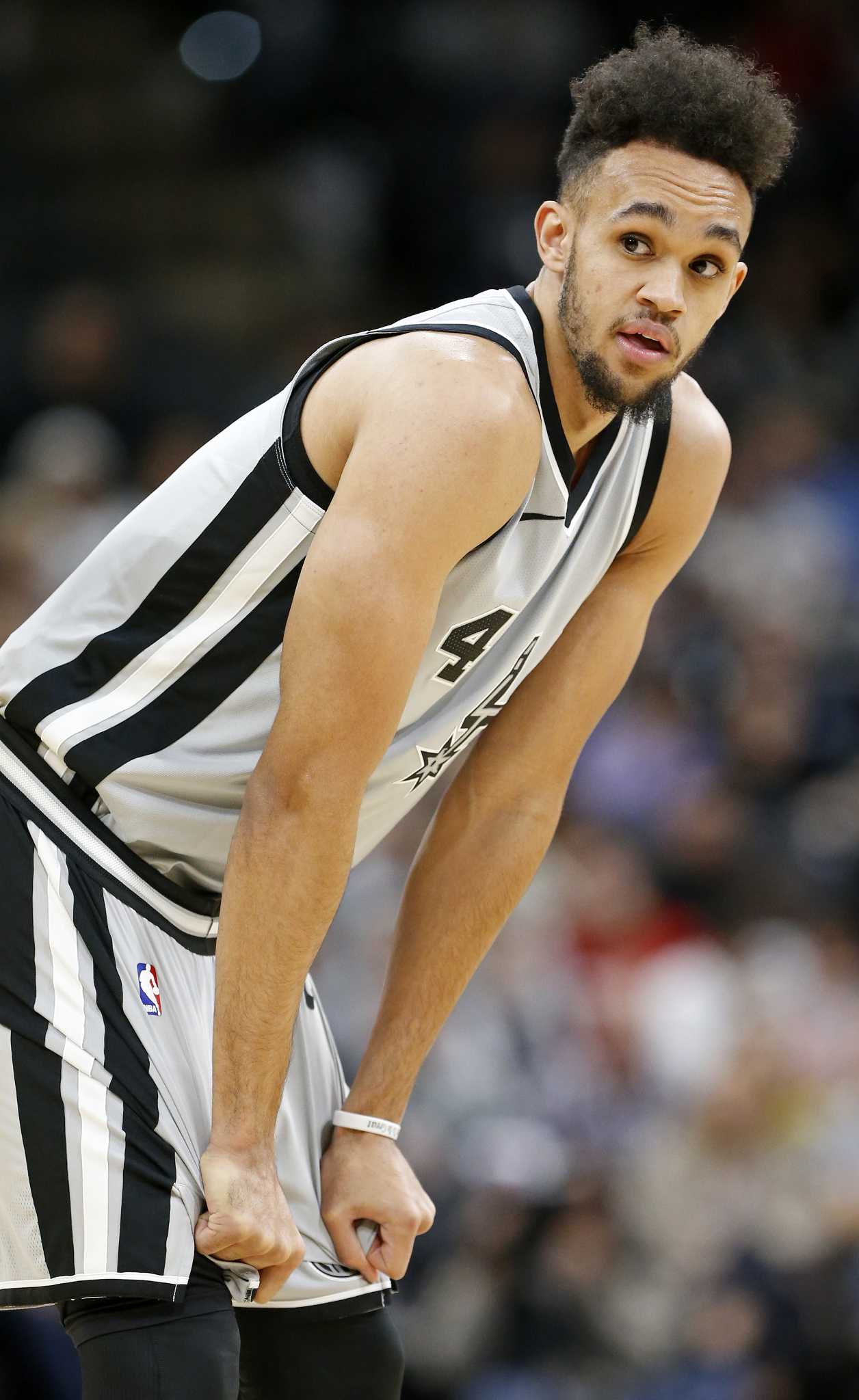 Despite enjoying huge leads, Spurs never throttled back against Suns