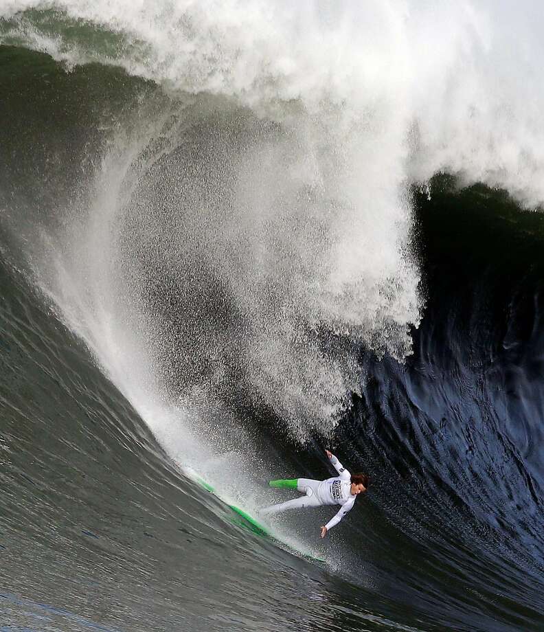 Mavericks big-wave surf contest delayed until January - SFGate