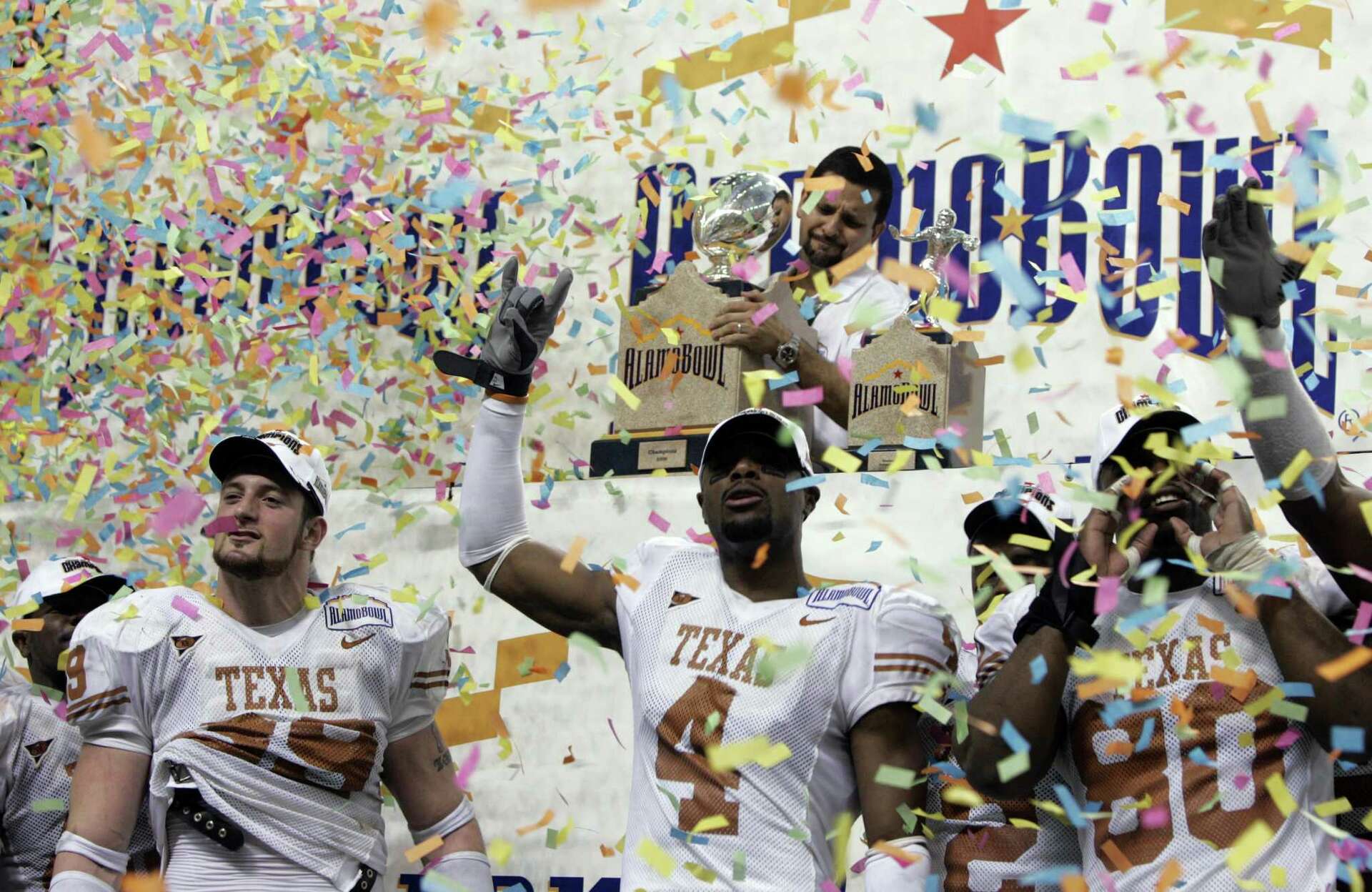 Valero Alamo Bowl celebrating 25 years in San Antonio