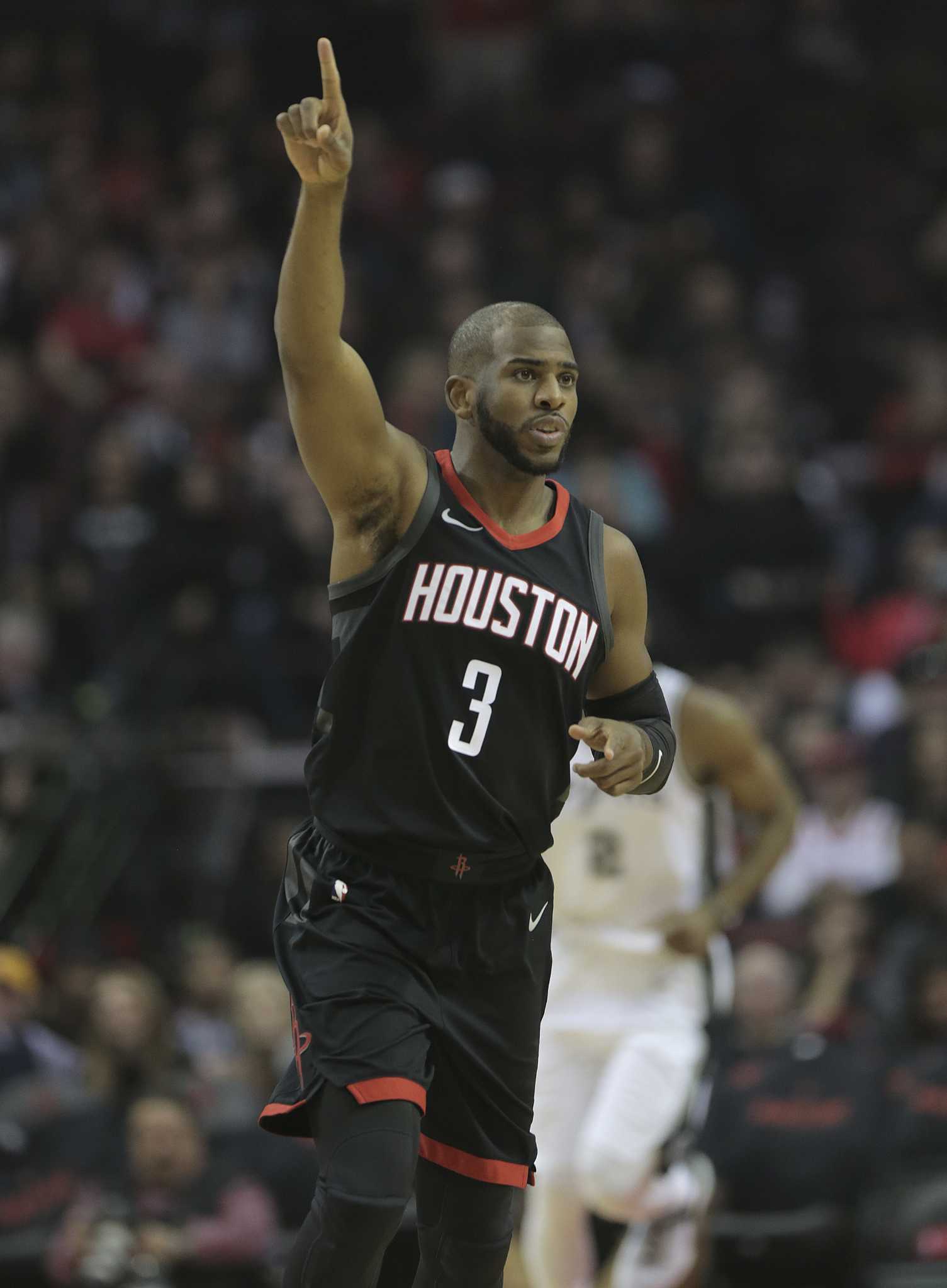Chris Paul helps Rockets dominate Spurs for 12th straight win
