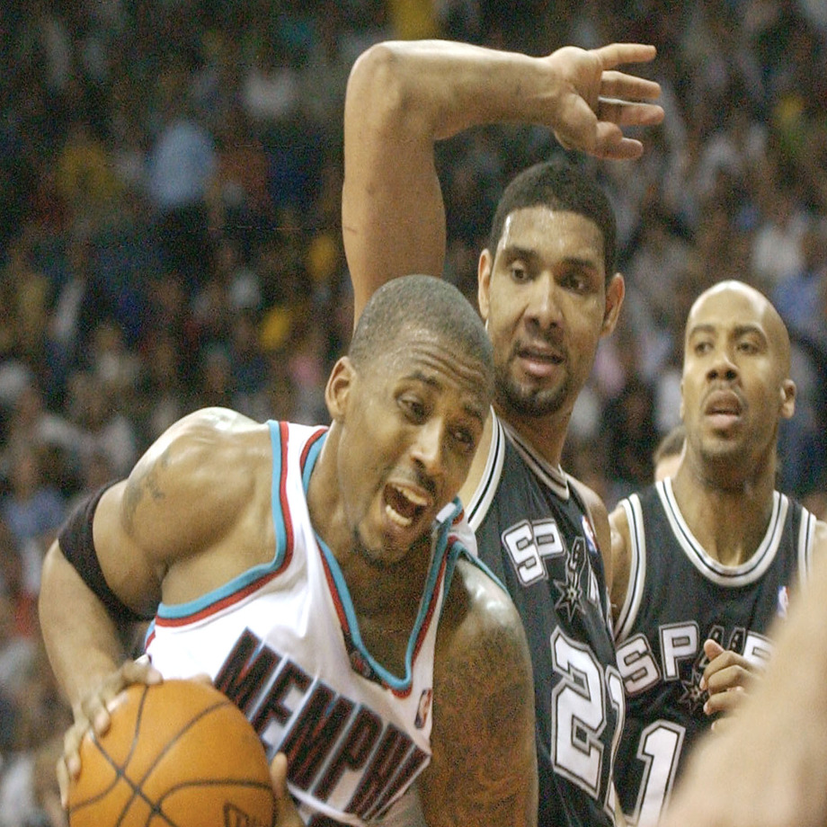 Ex-wife of Lorenzen Wright charged with murder in former NBA player's ...