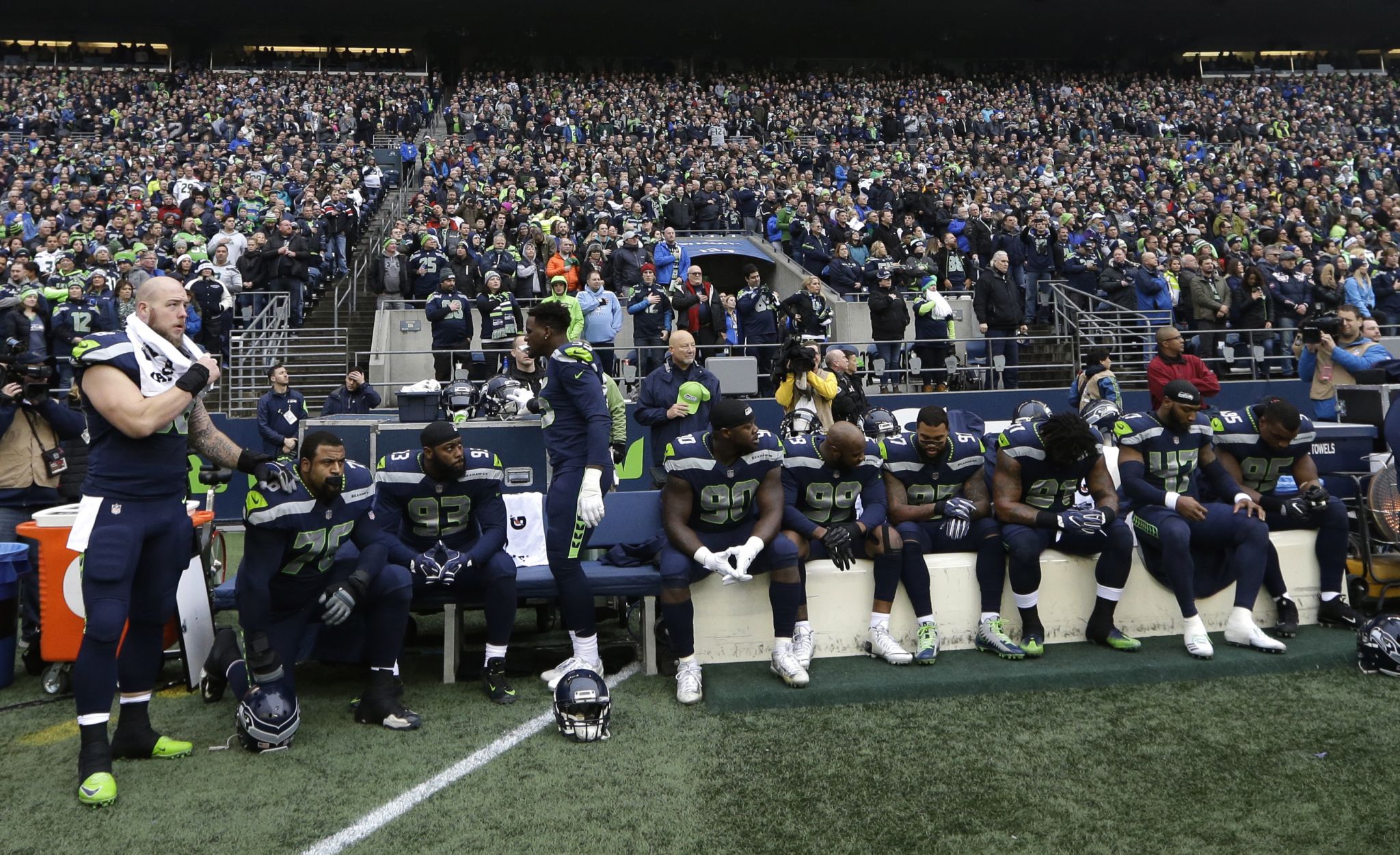 Seahawks managed to restore defensive line in free agency