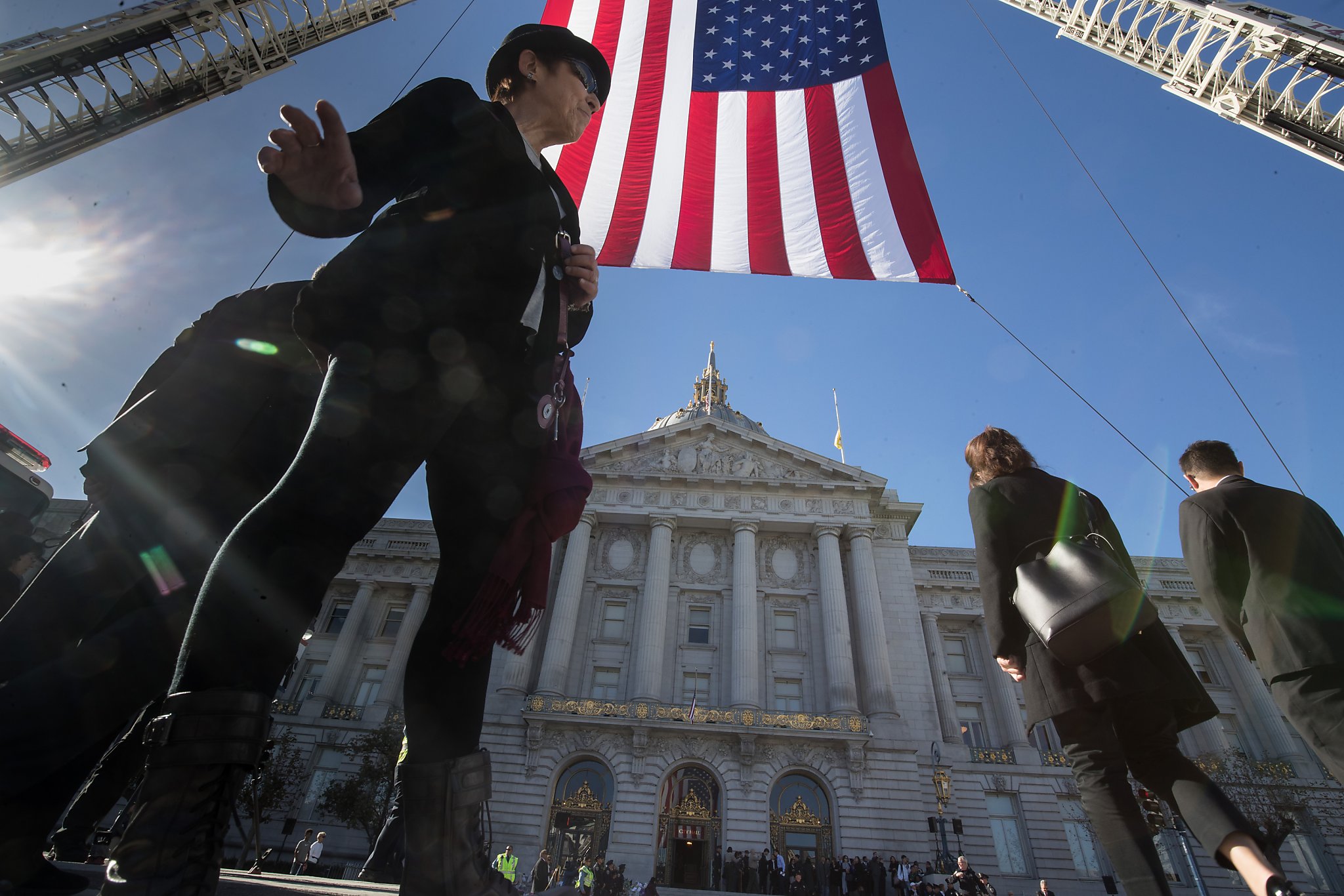 A day before City Hall ceremony, Ed Lee’s friends remembered him in private