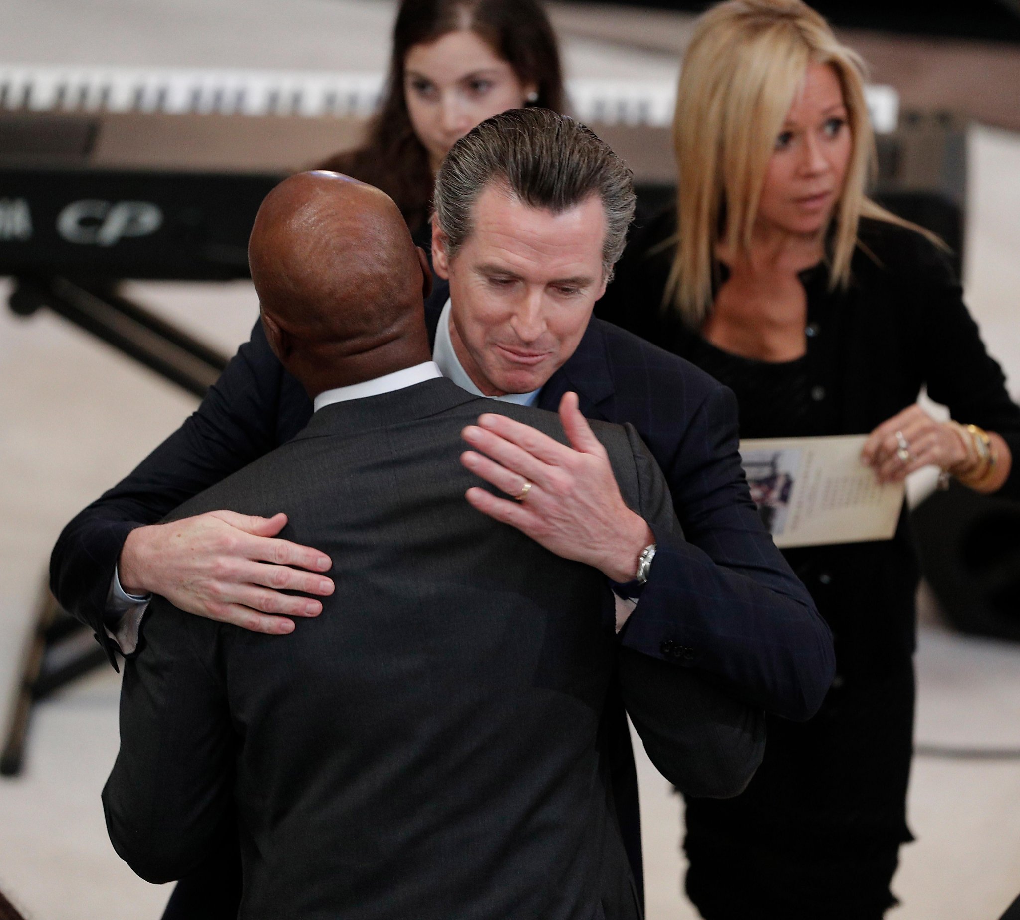 Overflow crowd says goodbye to SF Mayor Ed Lee