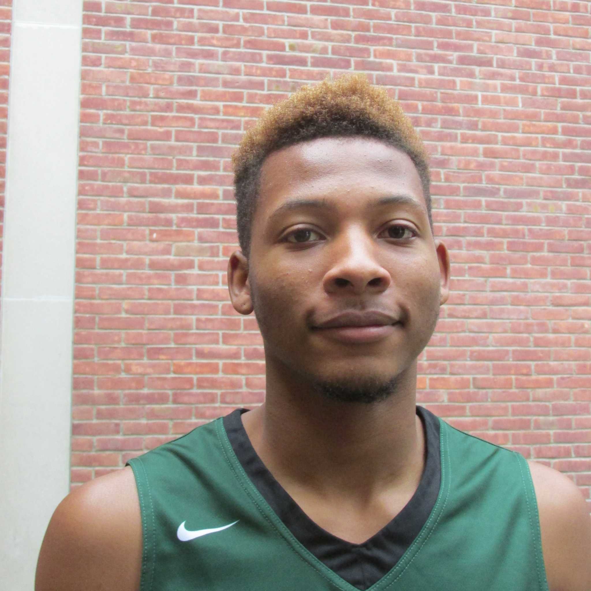 Albany High grad Isaiah Scurry sets mark for Sage hoop