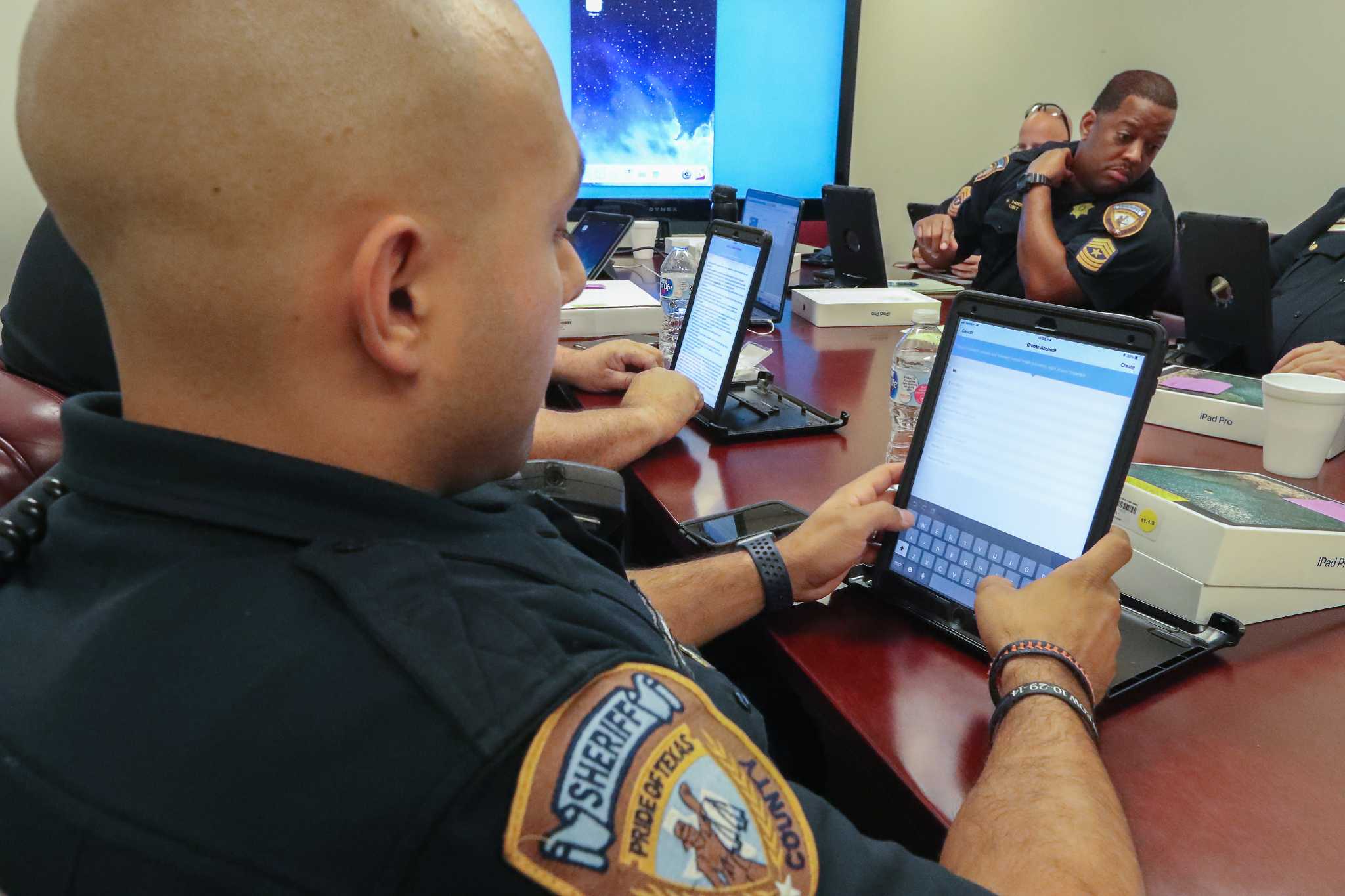 Sheriff's office tests out new telepsych program for mental health ...