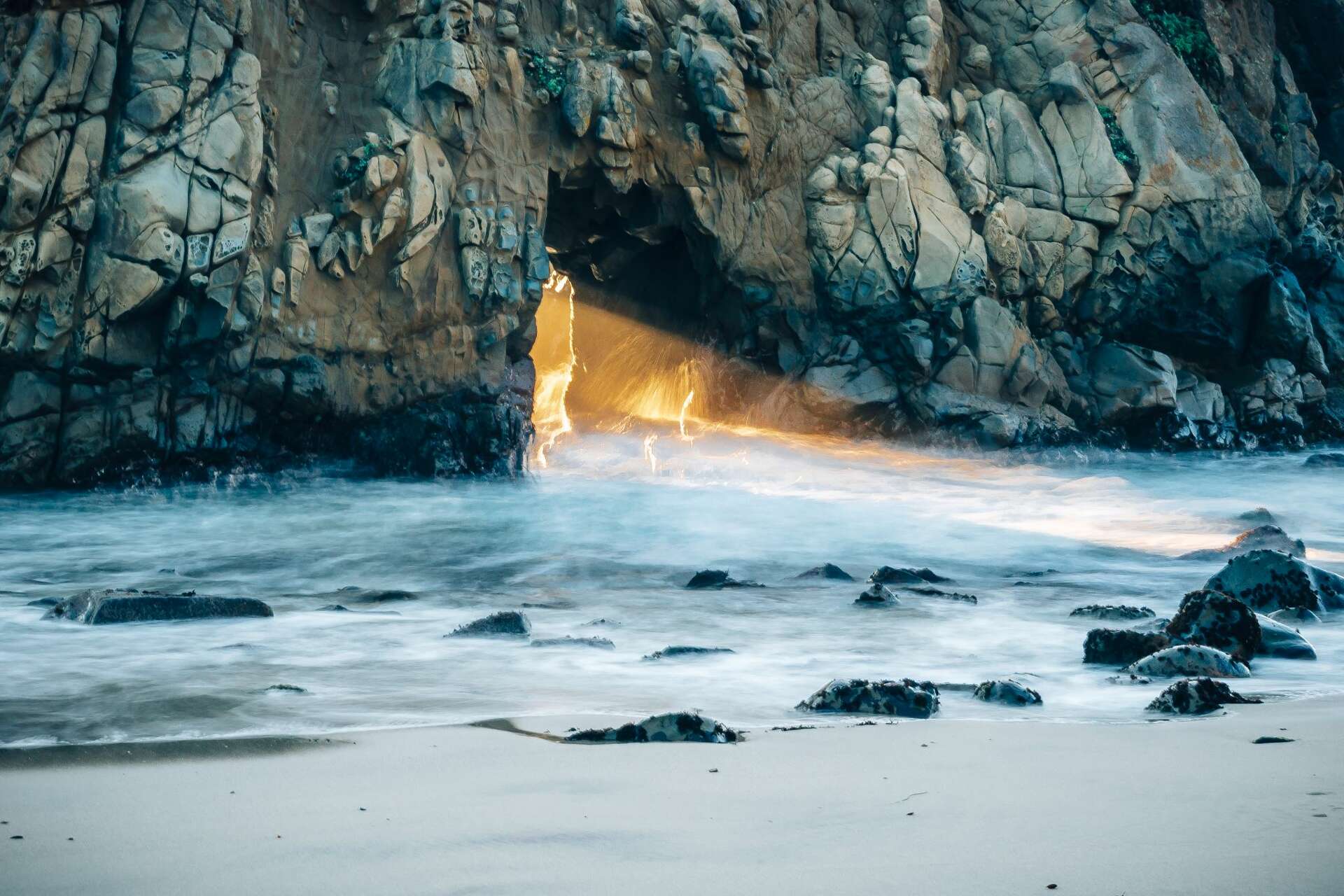 Now is your chance to see Big Sur's famous, fiery light tunnel before ...