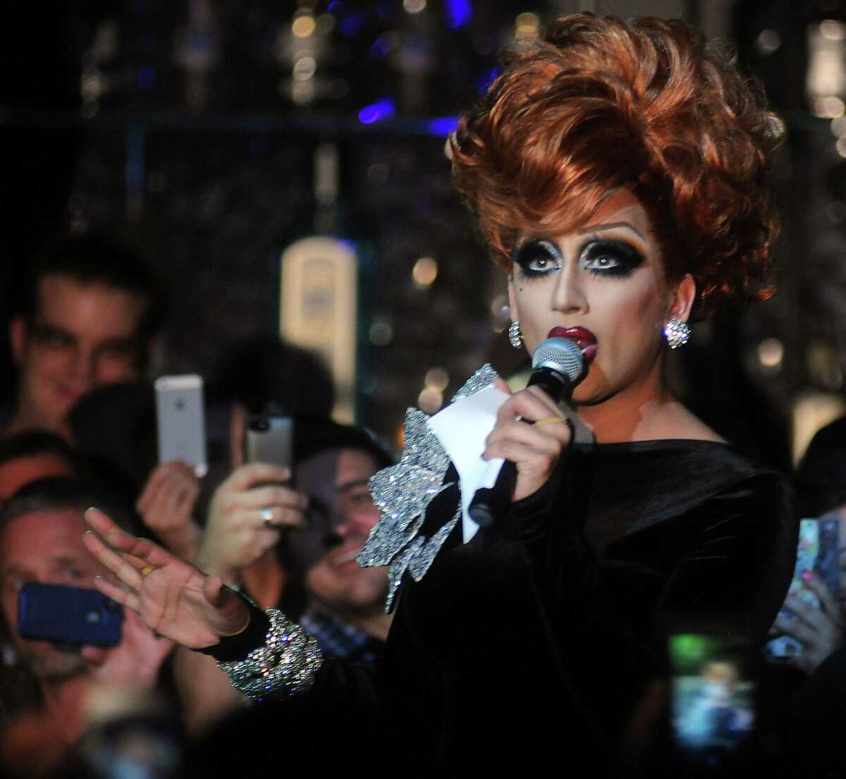 Bianca Del Rio doesn’t want you to put her on a pedestal and isn’t ...