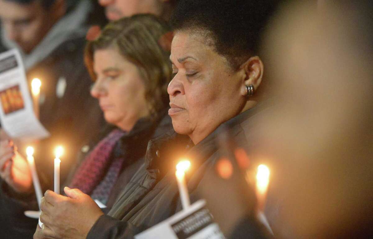 In Photos: Homeless Persons’ Memorial Day Candlelight Remembrance Service