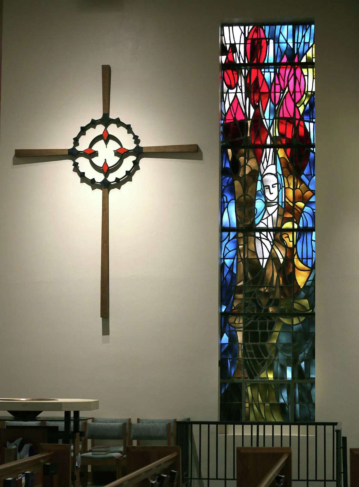 Churches’ stained-glass windows show and tell a story of faith