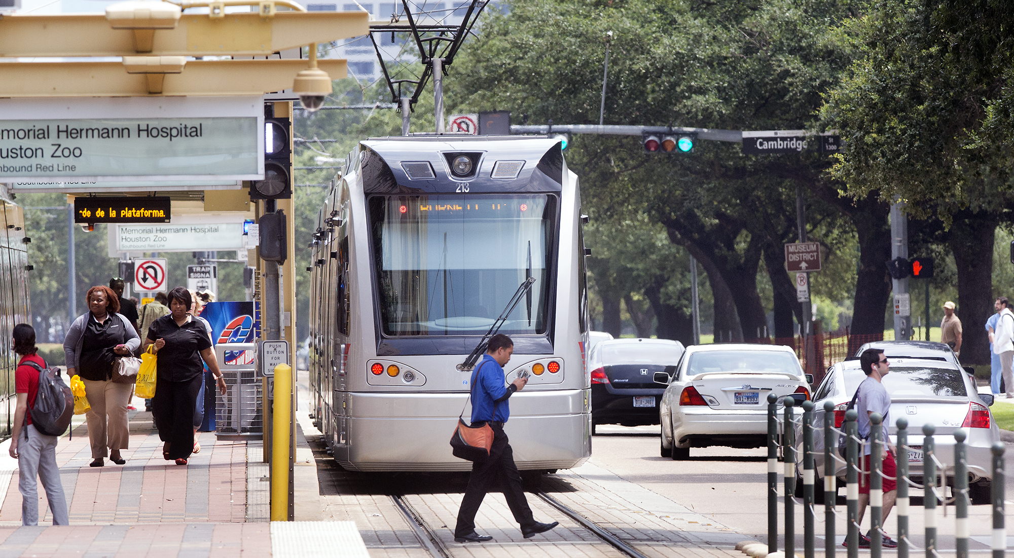 The most dangerous places to cross the street in Houston