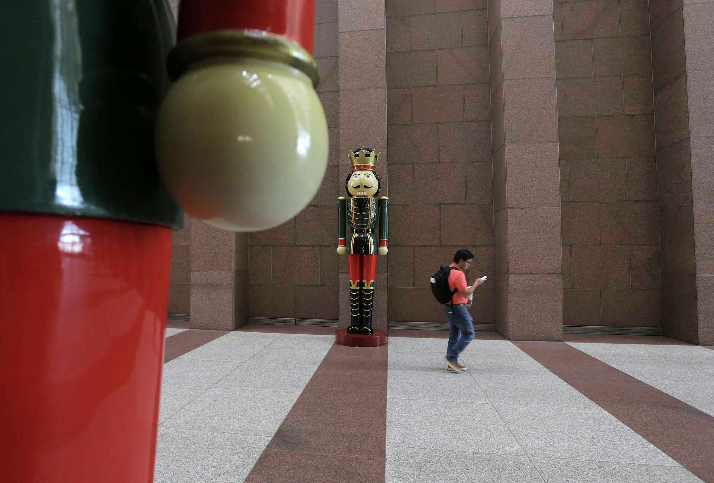 Bank of America Center to bring hidden building to light