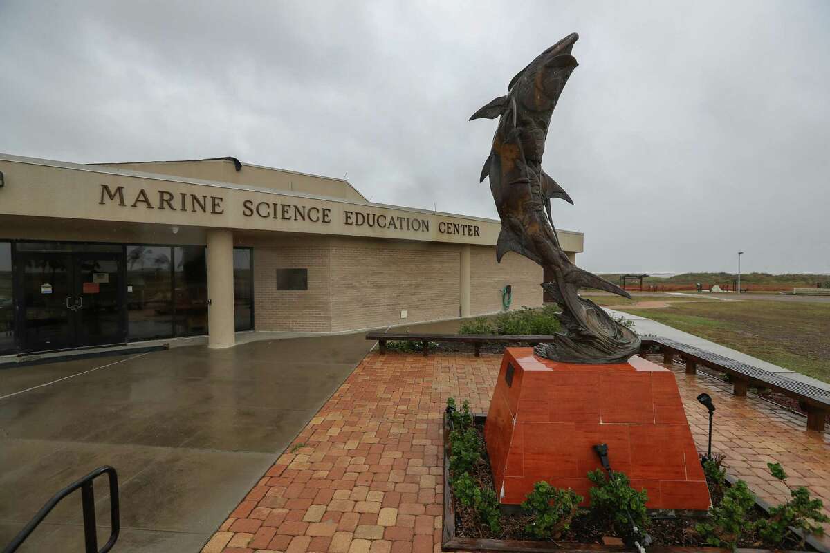 UT-Austin's Marine Science Institute 45 percent rebuilt after Hurricane ...