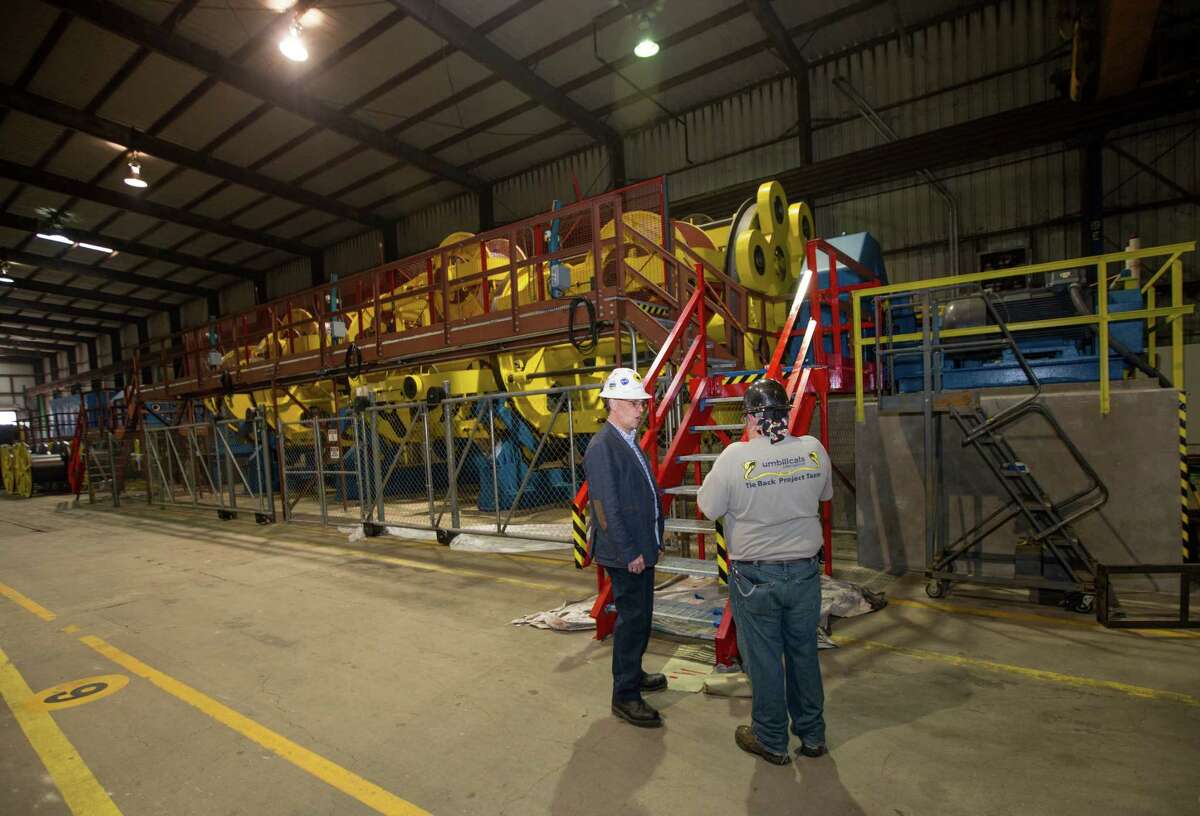 Umbilical manufacturer feeding offshore recovery