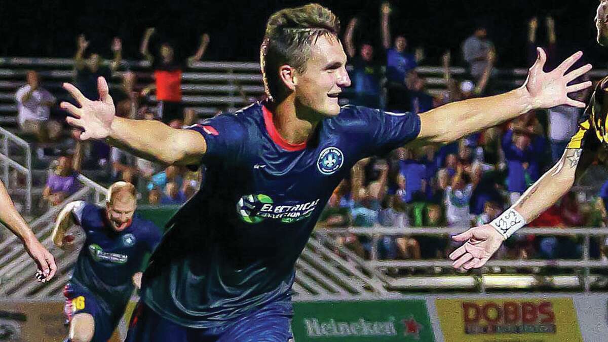 MEN'S SOCCER: Fink returning to St. Louis for soccer career